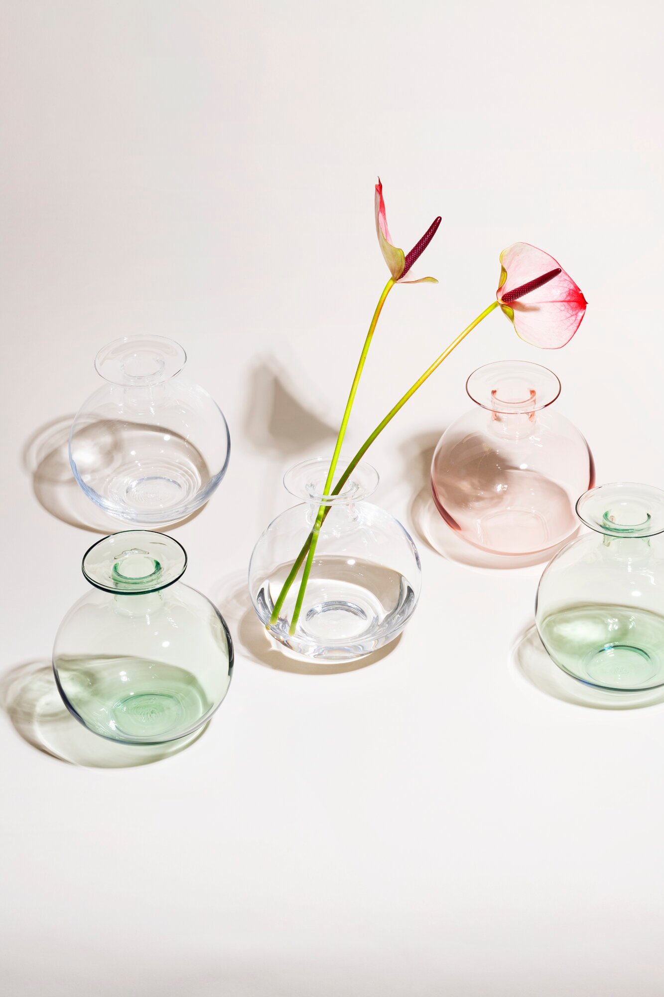 Arabia Vuokko vase, 180 mm, salmon pink | Finnish Design Shop