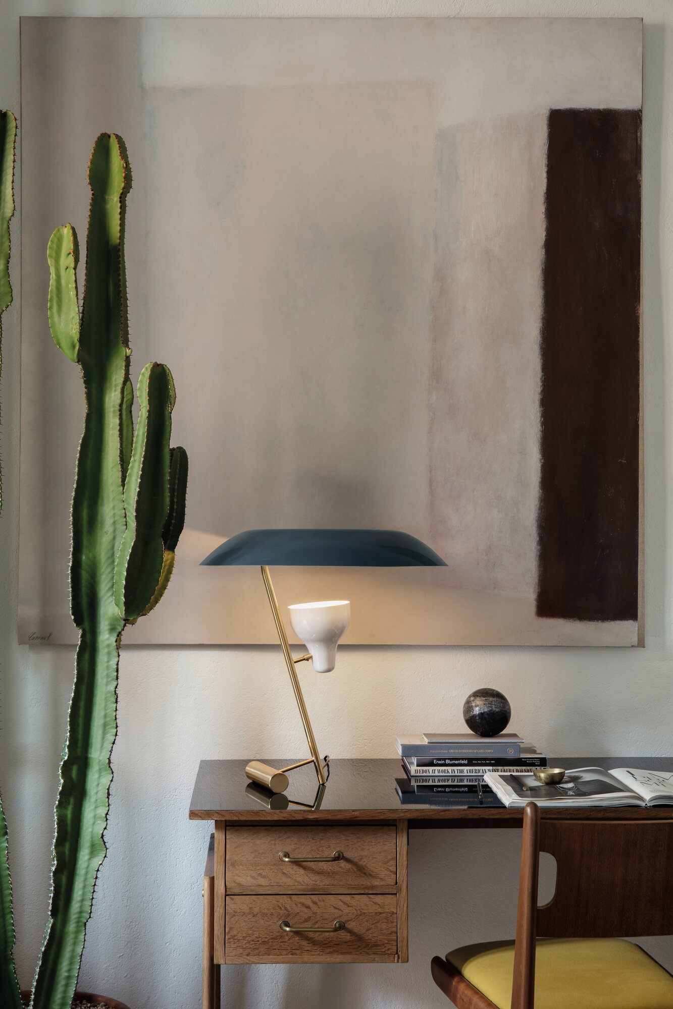 Astep Model 548 table lamp, polished brass - grey | Finnish Design Shop