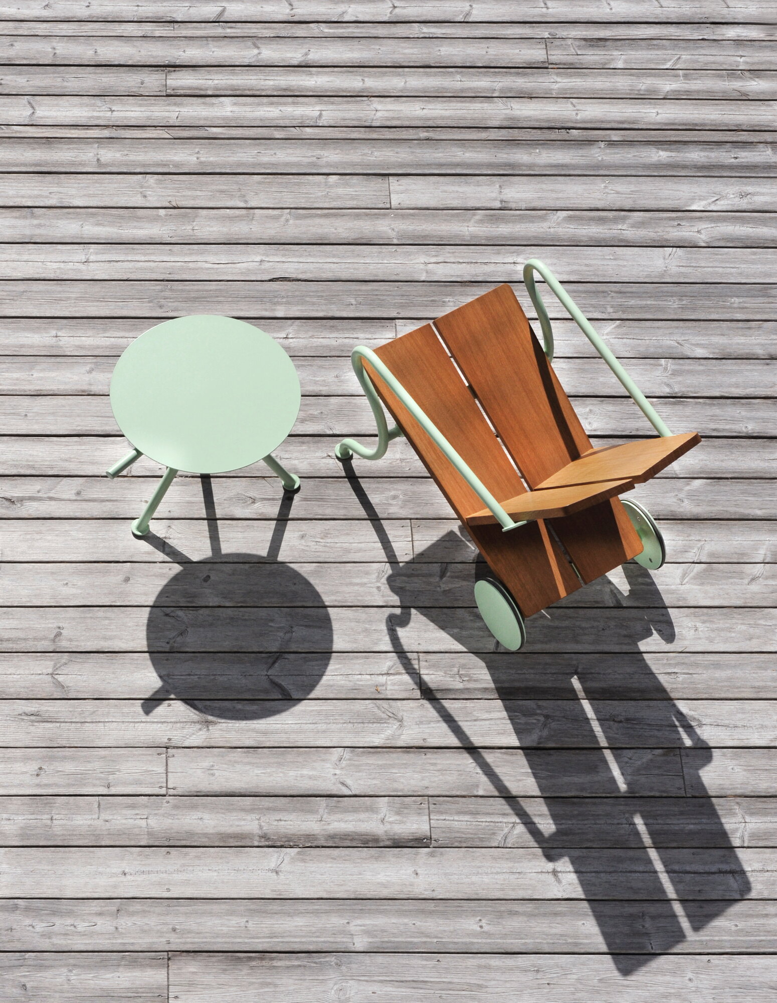 Atelier Sandemar Oona deck chair, pistacchio green | Finnish Design Shop