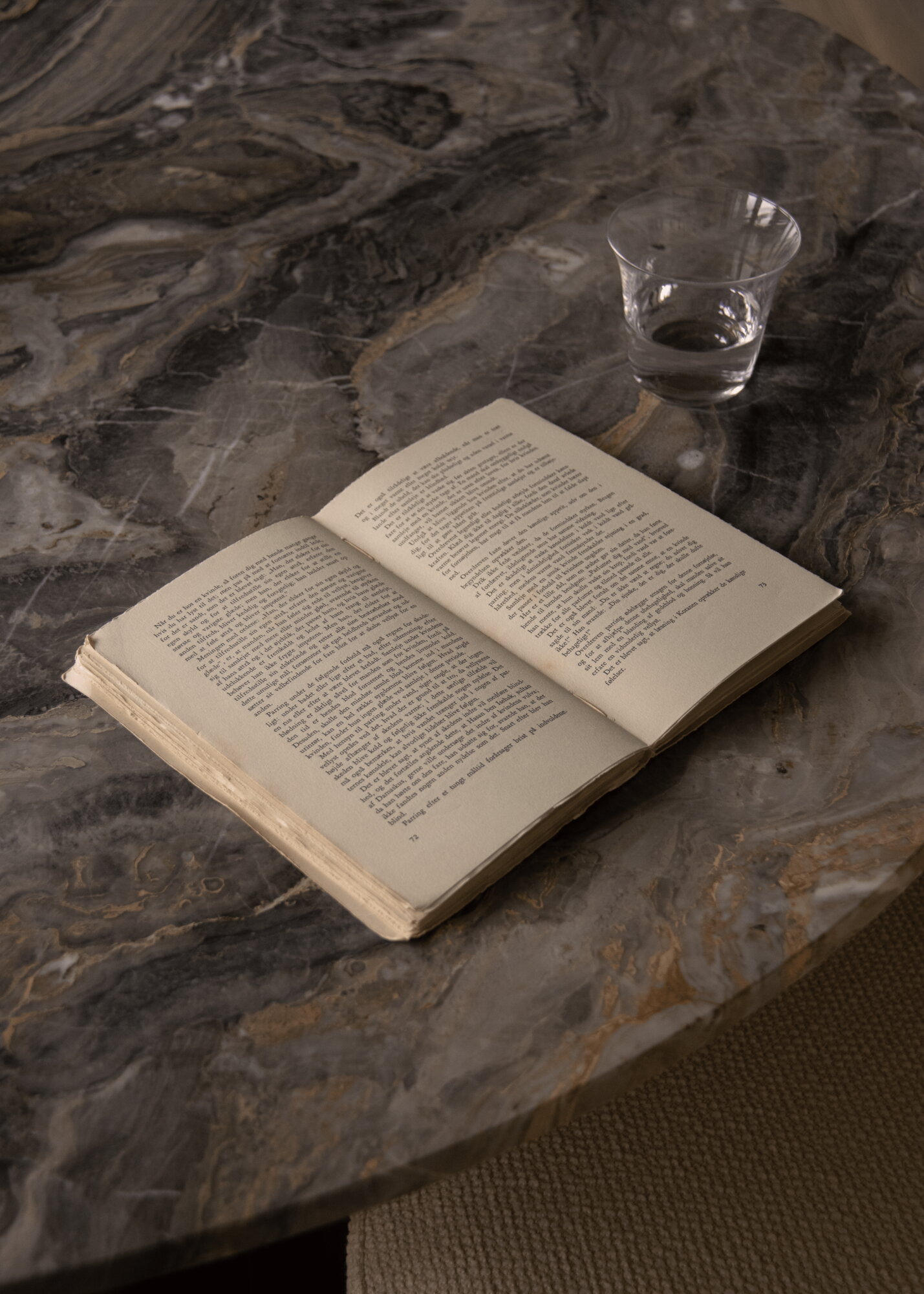 Audo Copenhagen Androgyne dining table, 120 cm, dark oak - grey Galaxy ...