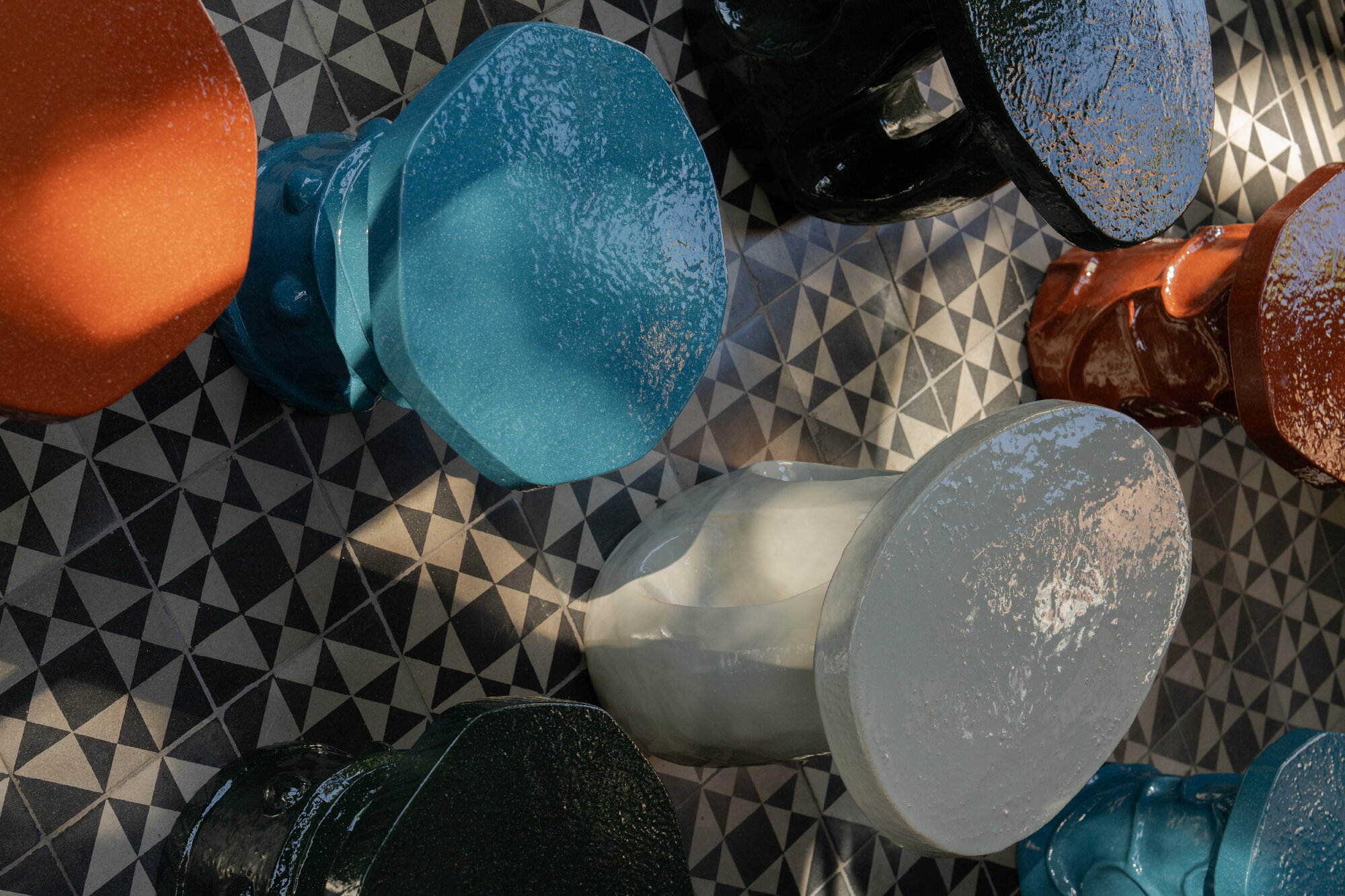 Serax Clara side table 08, blue | Finnish Design Shop