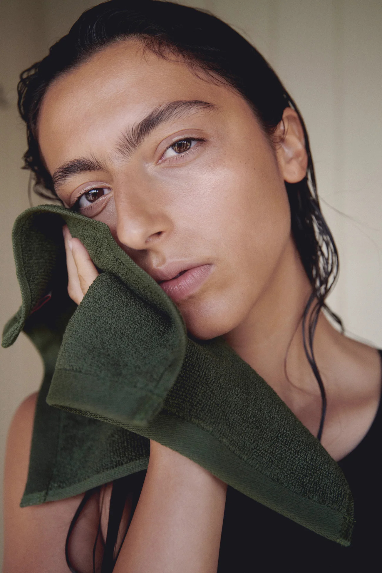 Baina Face cloth Agnes, 30 x 30 cm, moss | Finnish Design Shop