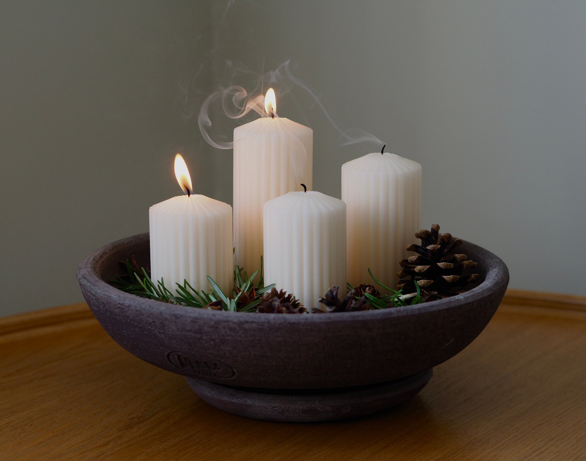 Bergs Potter Ada låg blomkruka med fat, rågrå | Finnish Design Shop
