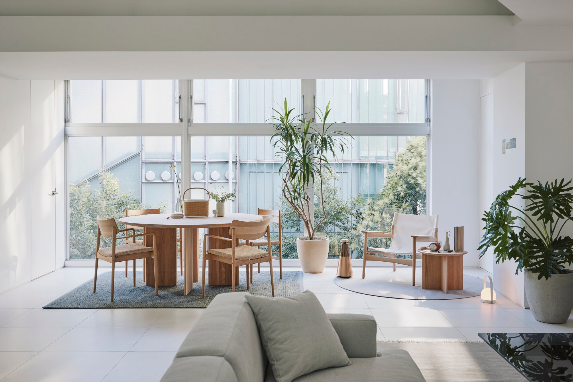 Karimoku Case N-LC02 lounge chair, lacquered oak - natural canvas ...