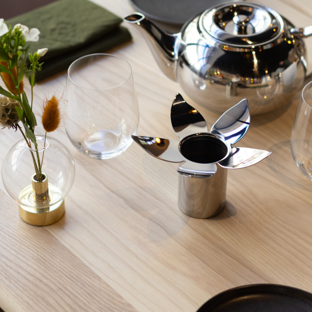 Klong Blad tea strainer, stainless steel | Finnish Design Shop