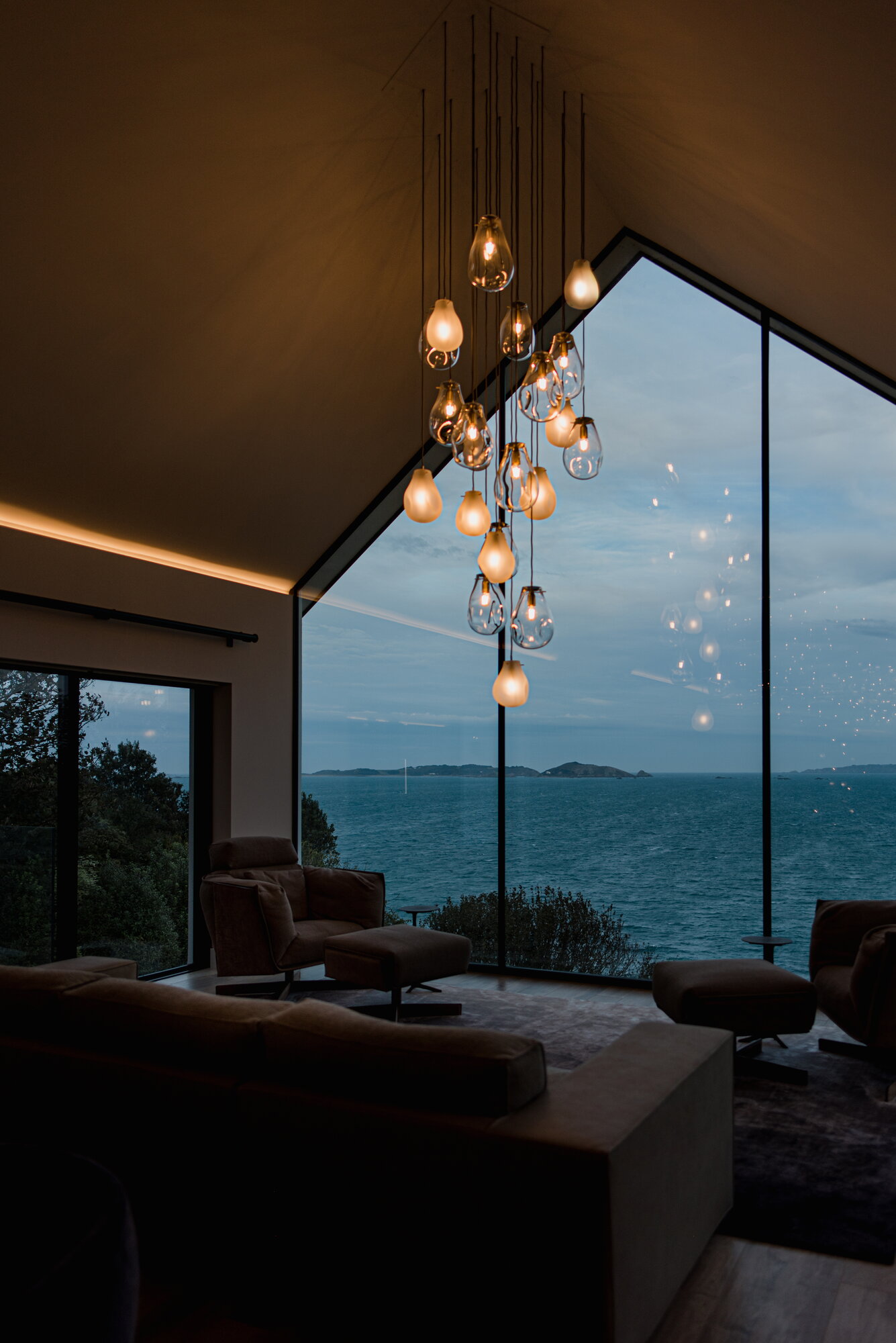 Bomma Soap pendant, large, clear | Finnish Design Shop