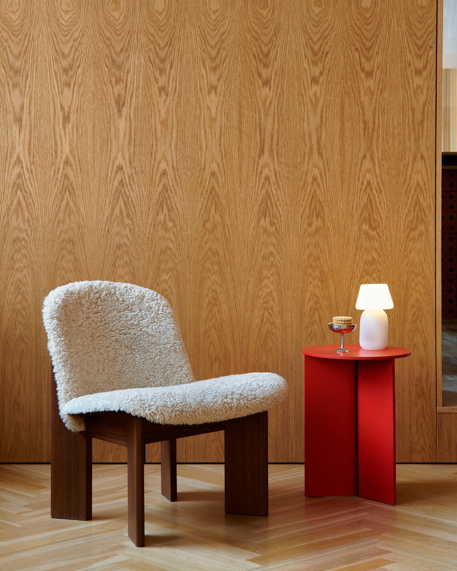 HAY Poltrona Chisel, pelle di pecora Mohawi 21 - noce laccato | Finnish ...