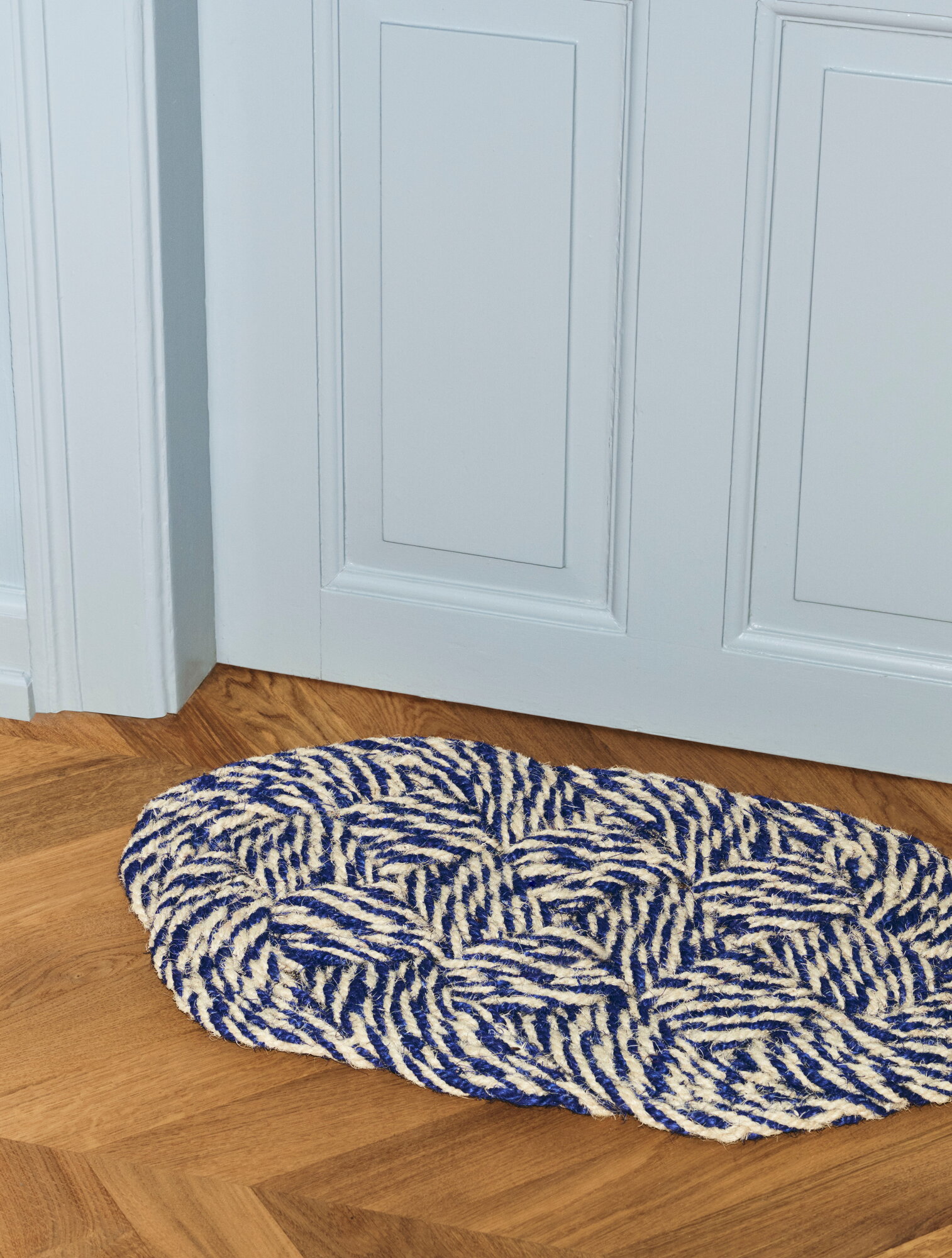 HAY Coco Swirl door mat, blue - off-white | Finnish Design Shop