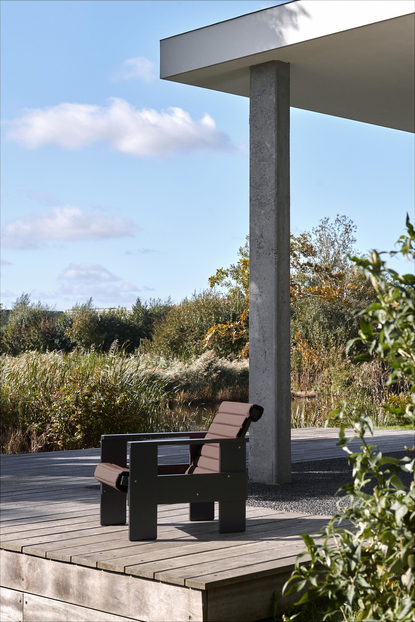 HAY Crate lounge chair, iron red | Finnish Design Shop