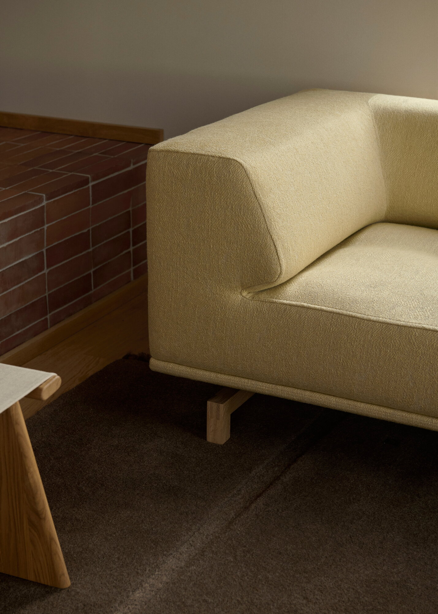 Fredericia Delphi 3-seater sofa, brushed aluminium - yellow Keiga 422 ...