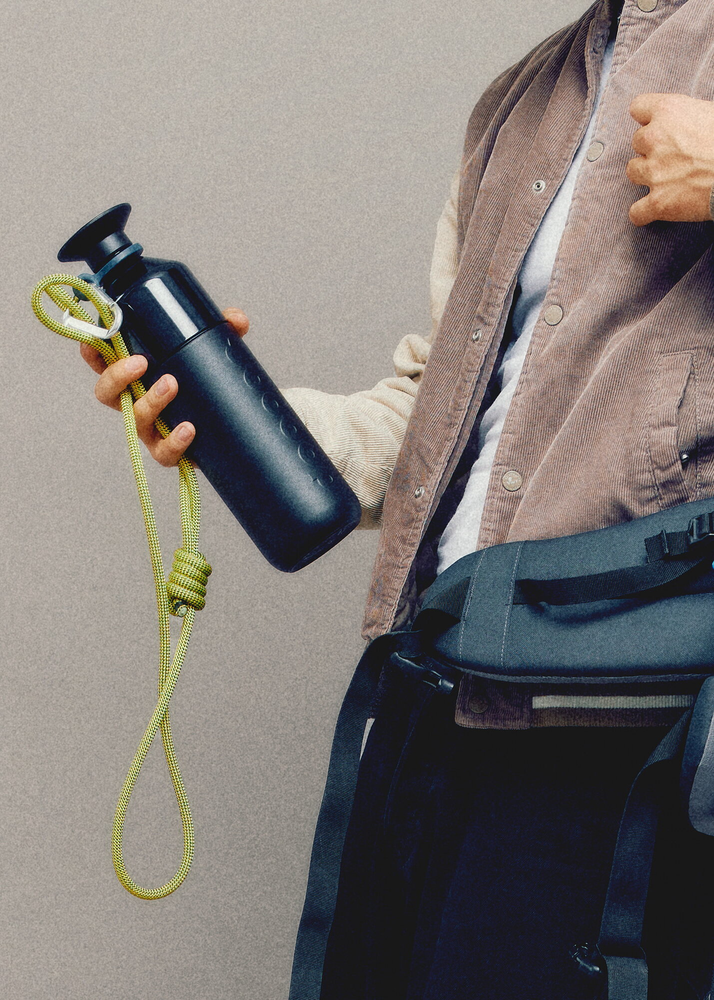 Dopper drinking bottle 1 L, insulated, blazing black | Finnish Design Shop