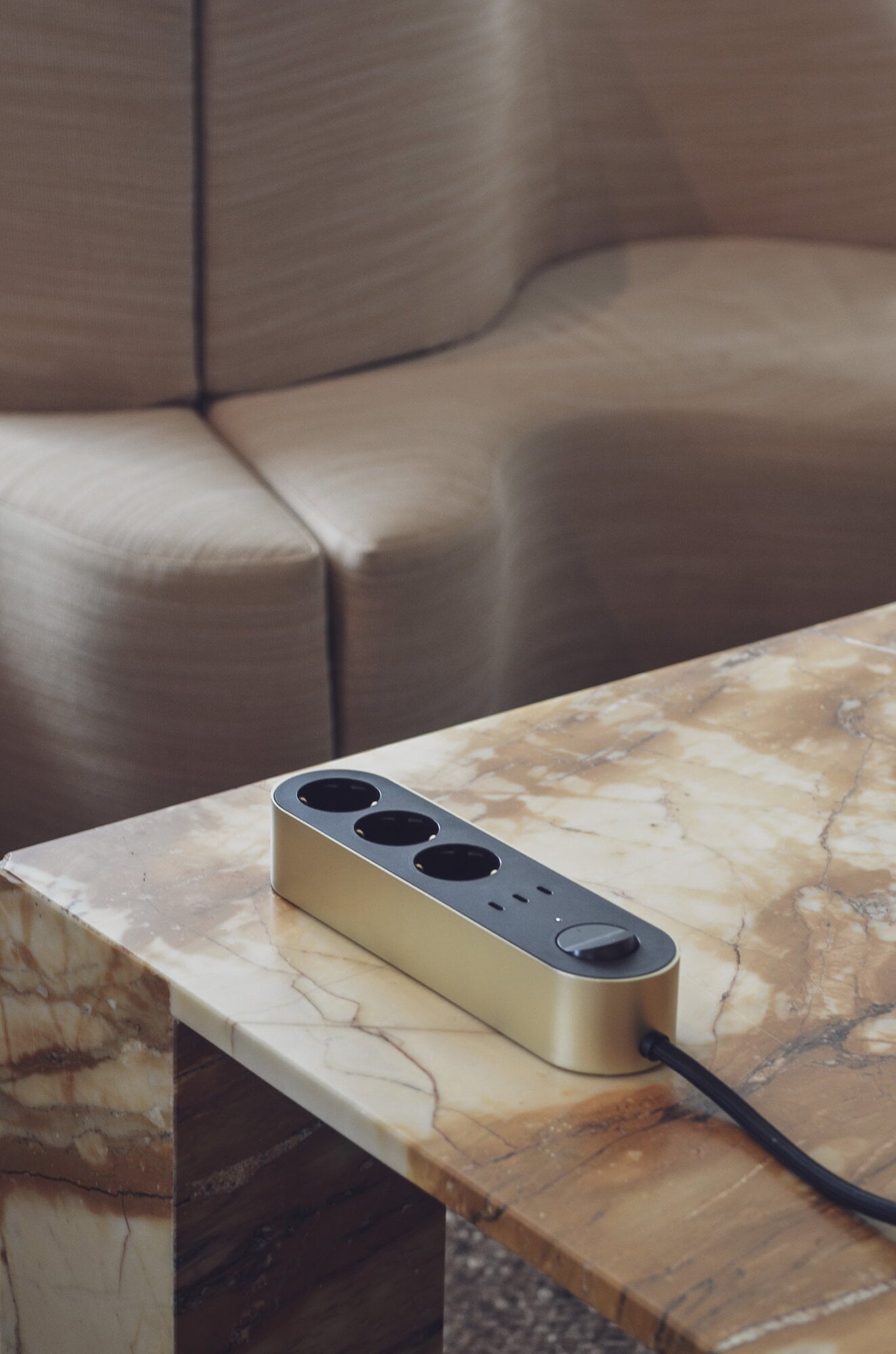 palett3 Edgar power bar, satin brass | Finnish Design Shop