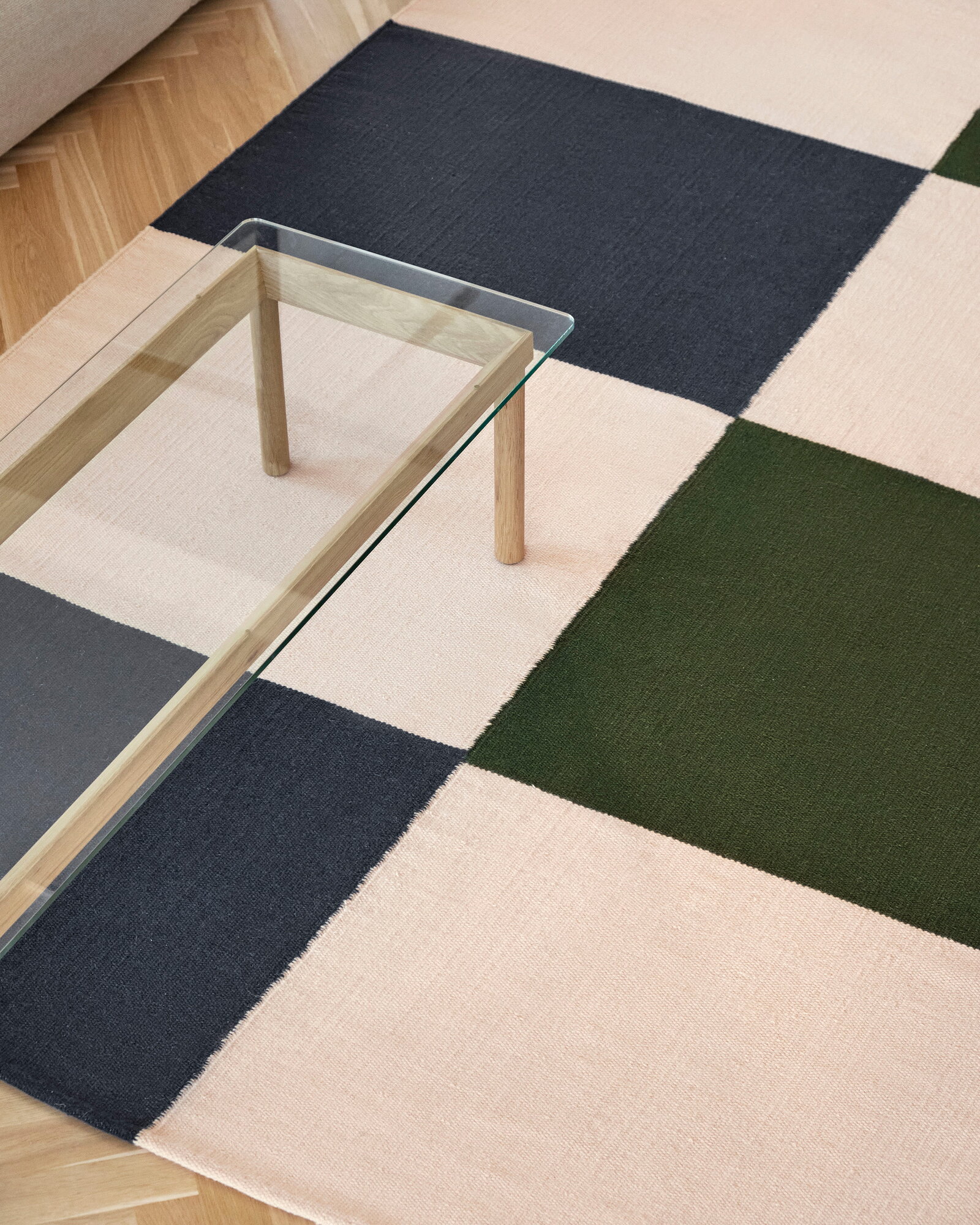 HAY Ethan Cook Flat Works rug, 200 x 300 cm, Peach green check ...