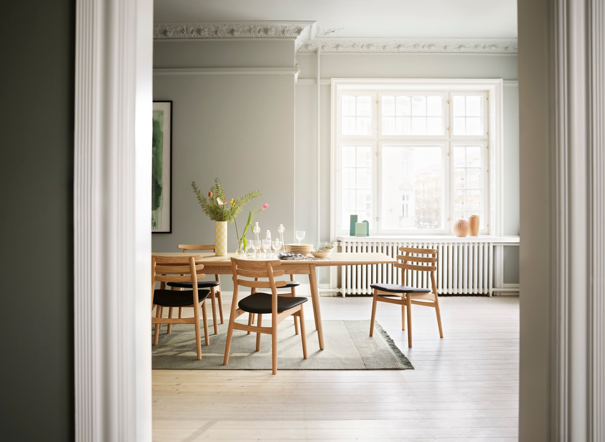 FDB Møbler J48 chair, lacquered oak - black leather | Finnish Design Shop