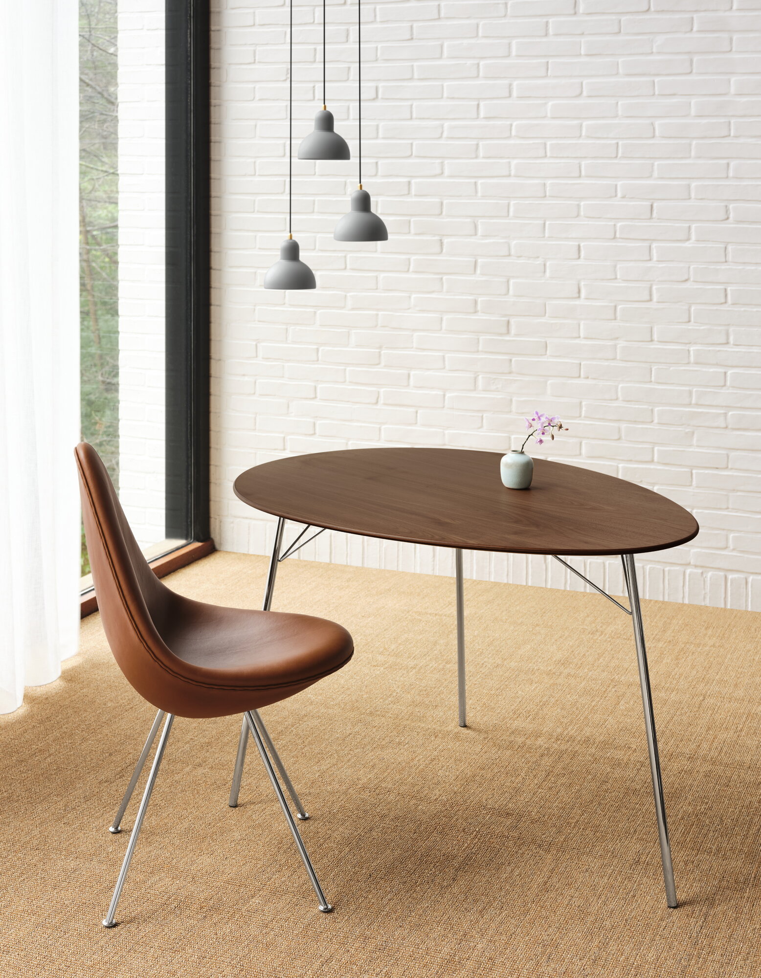 Fritz Hansen Egg table, 115 x 84 cm, chrome - walnut | Finnish Design ...
