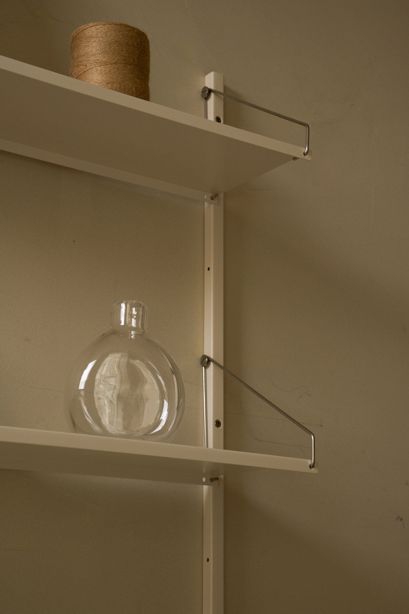 Frama Shelf Library H1852 wall shelf, warm white | Finnish Design Shop