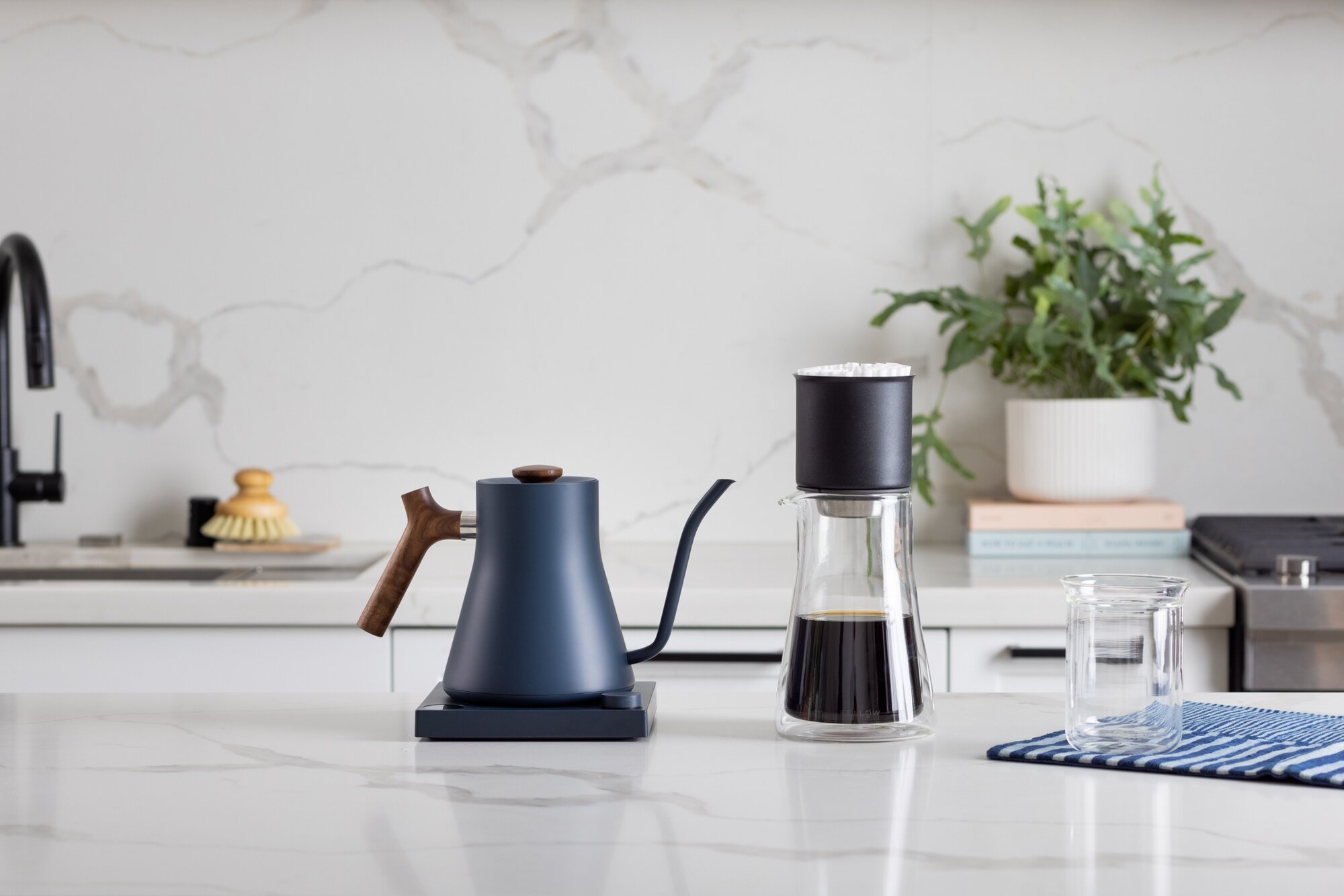 Fellow Stagg XF pour-over coffee set with carafe | Finnish Design Shop