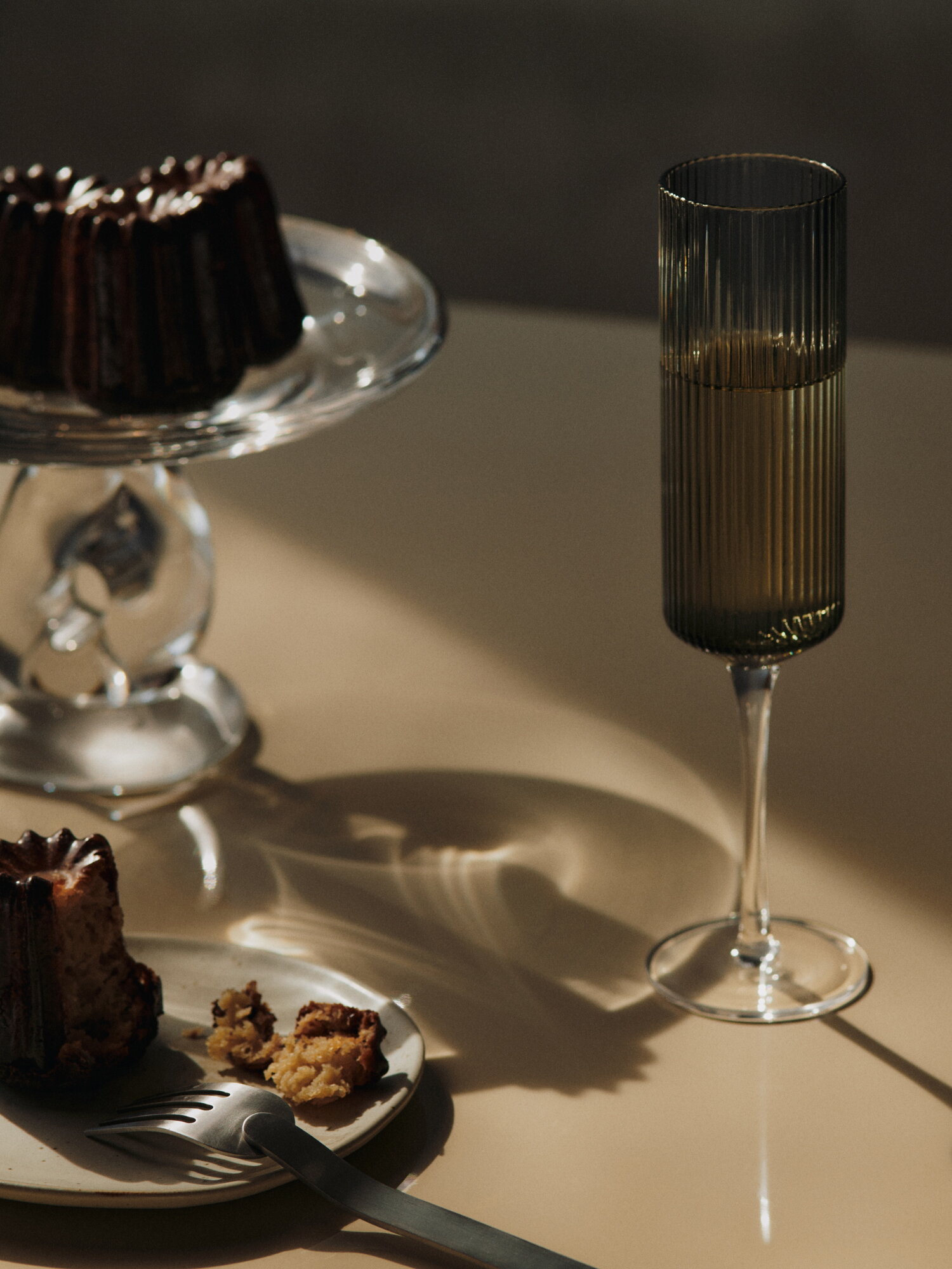 Ferm Living Ripple champagne flutes, 2 pcs, smoked grey | Finnish ...