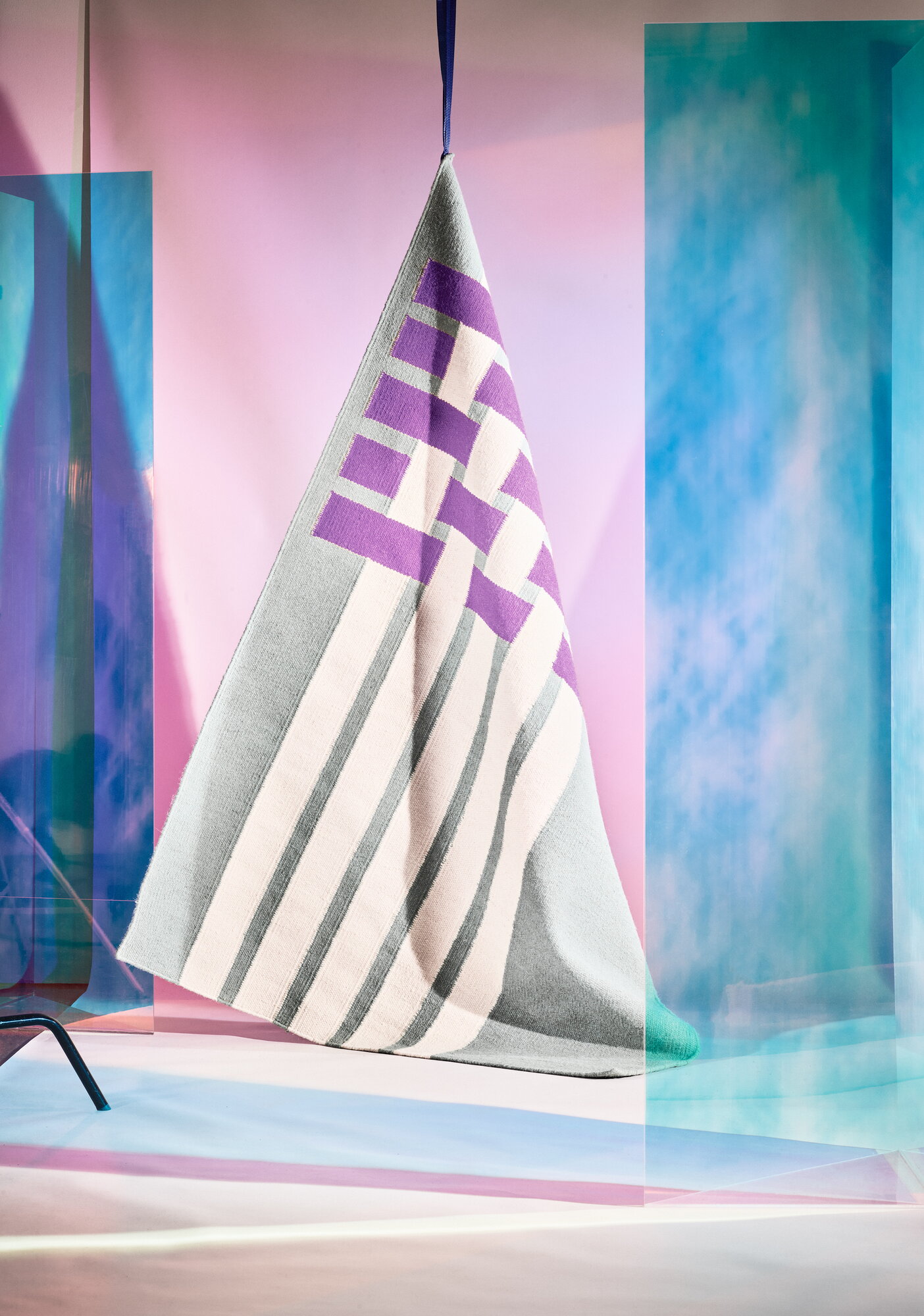 Finarte Bond rug, aqua | Finnish Design Shop