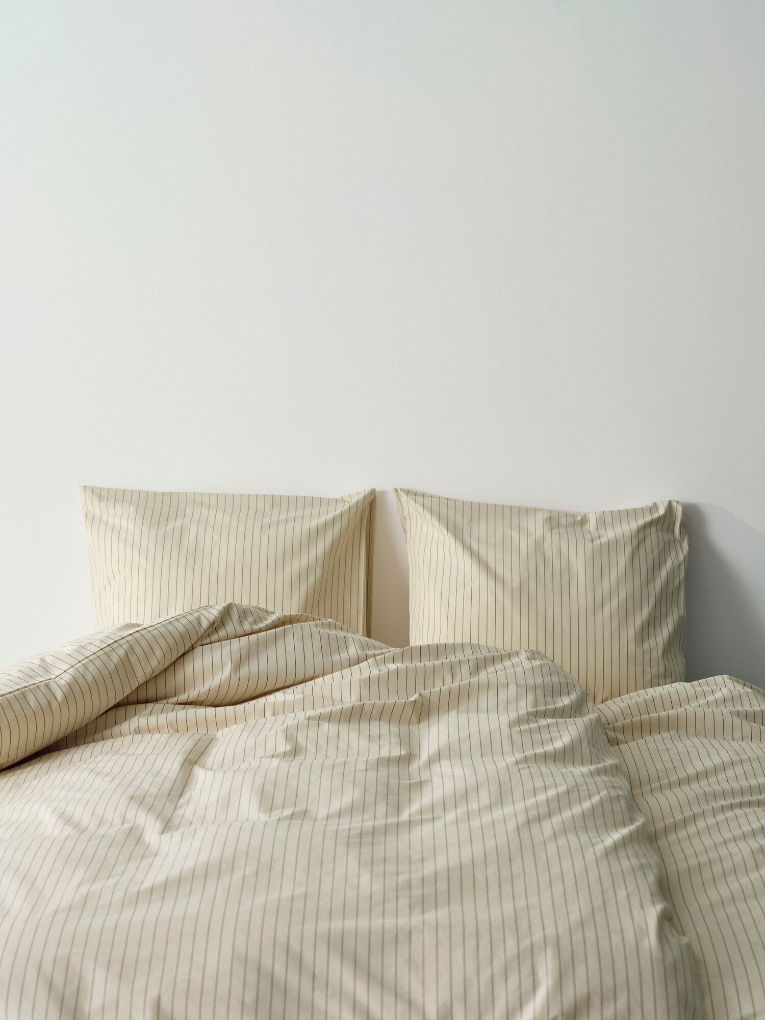 HAY Fineline pussilakana, luonnonvalkoinen | Finnish Design Shop
