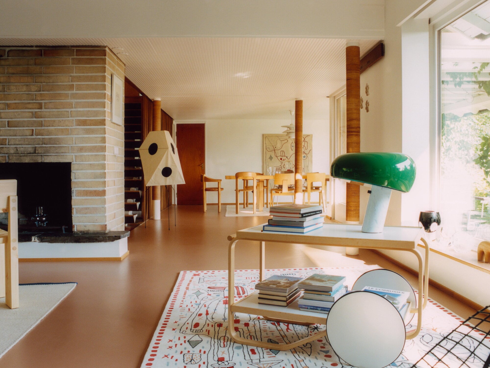 Vitra Akari UF3-Q floor lamp | Finnish Design Shop UK