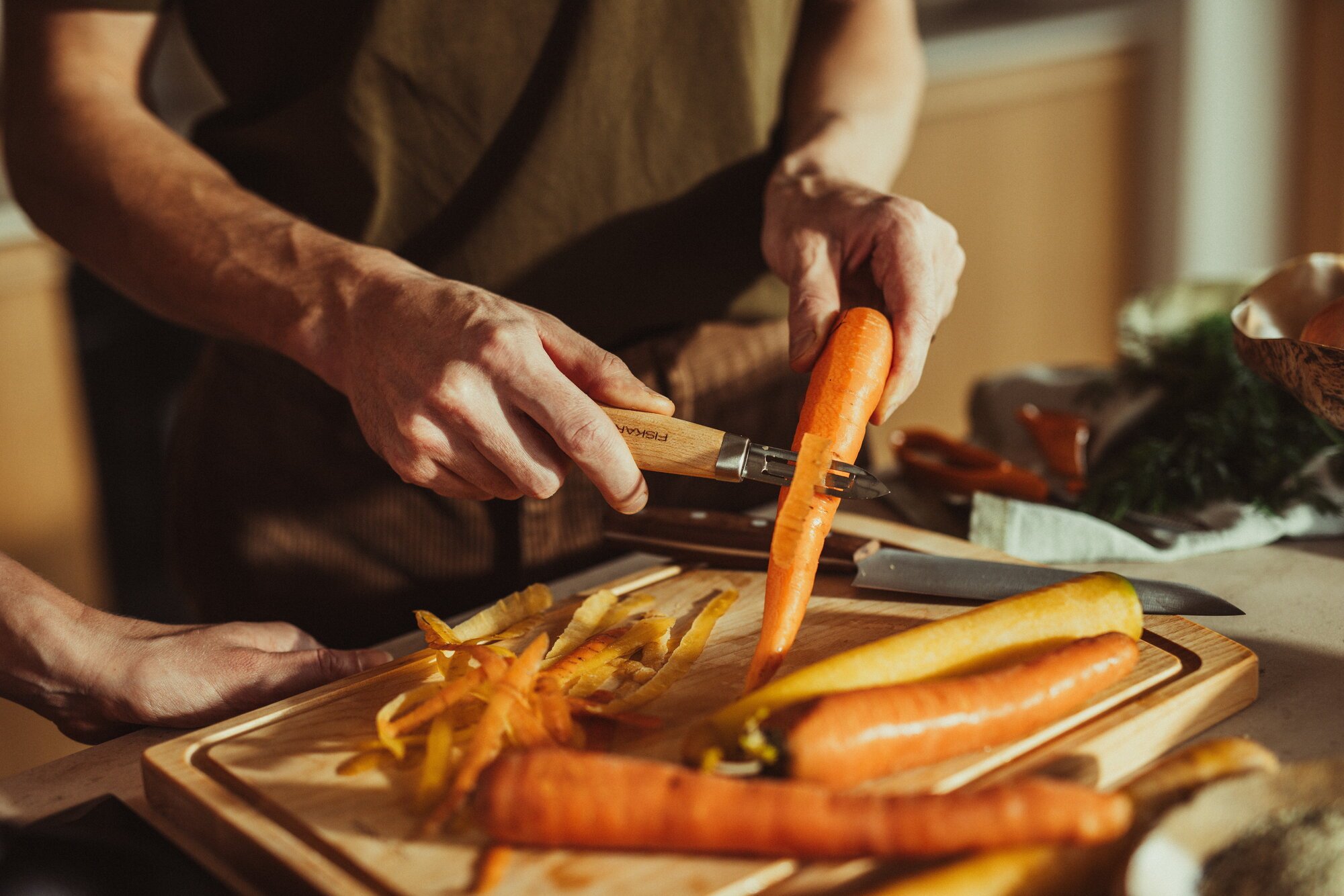 Fiskars Folken large cook's knife, 20 cm | Finnish Design Shop