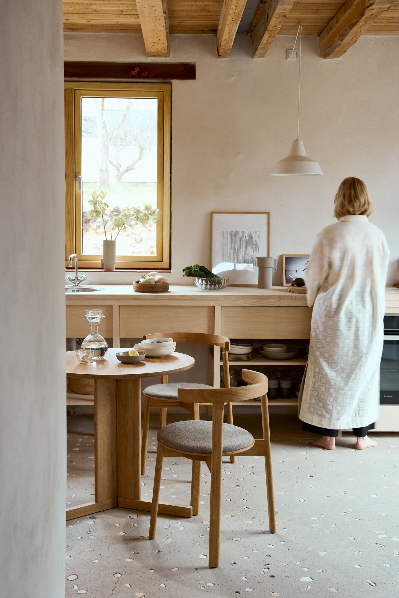 Form & Refine Lunar chair, oiled oak - Hallingdal 0227 | Finnish Design Shop