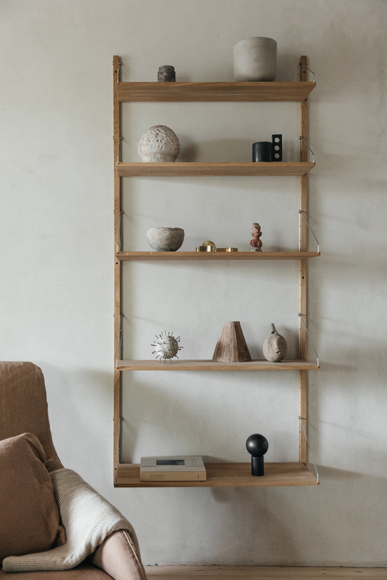 Frama Shelf Library H1852 wall shelf, oiled oak | Finnish Design Shop