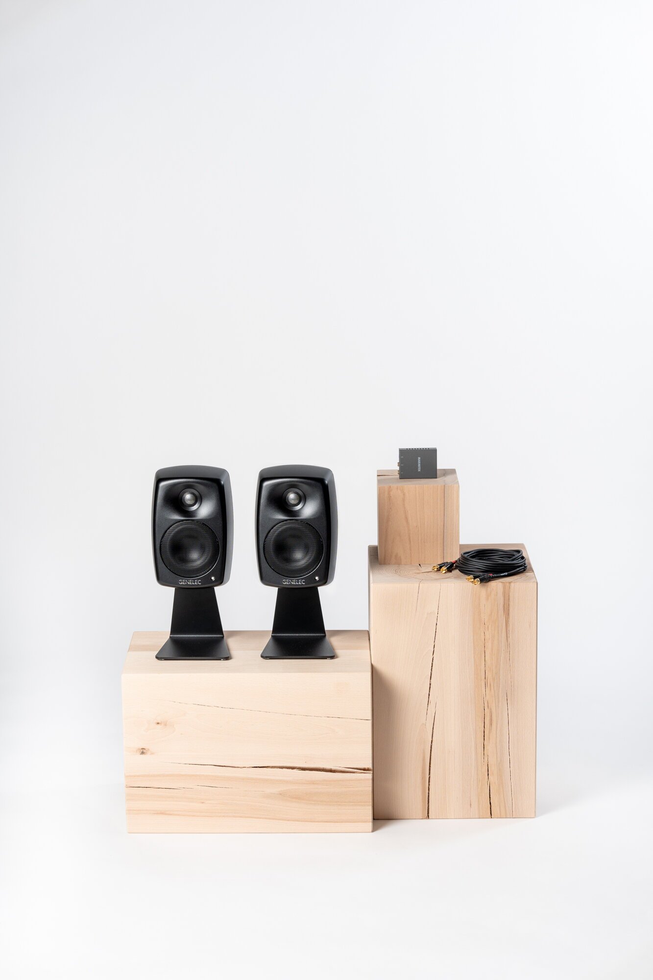 Genelec Pack TV G Two, noir | Finnish Design Shop