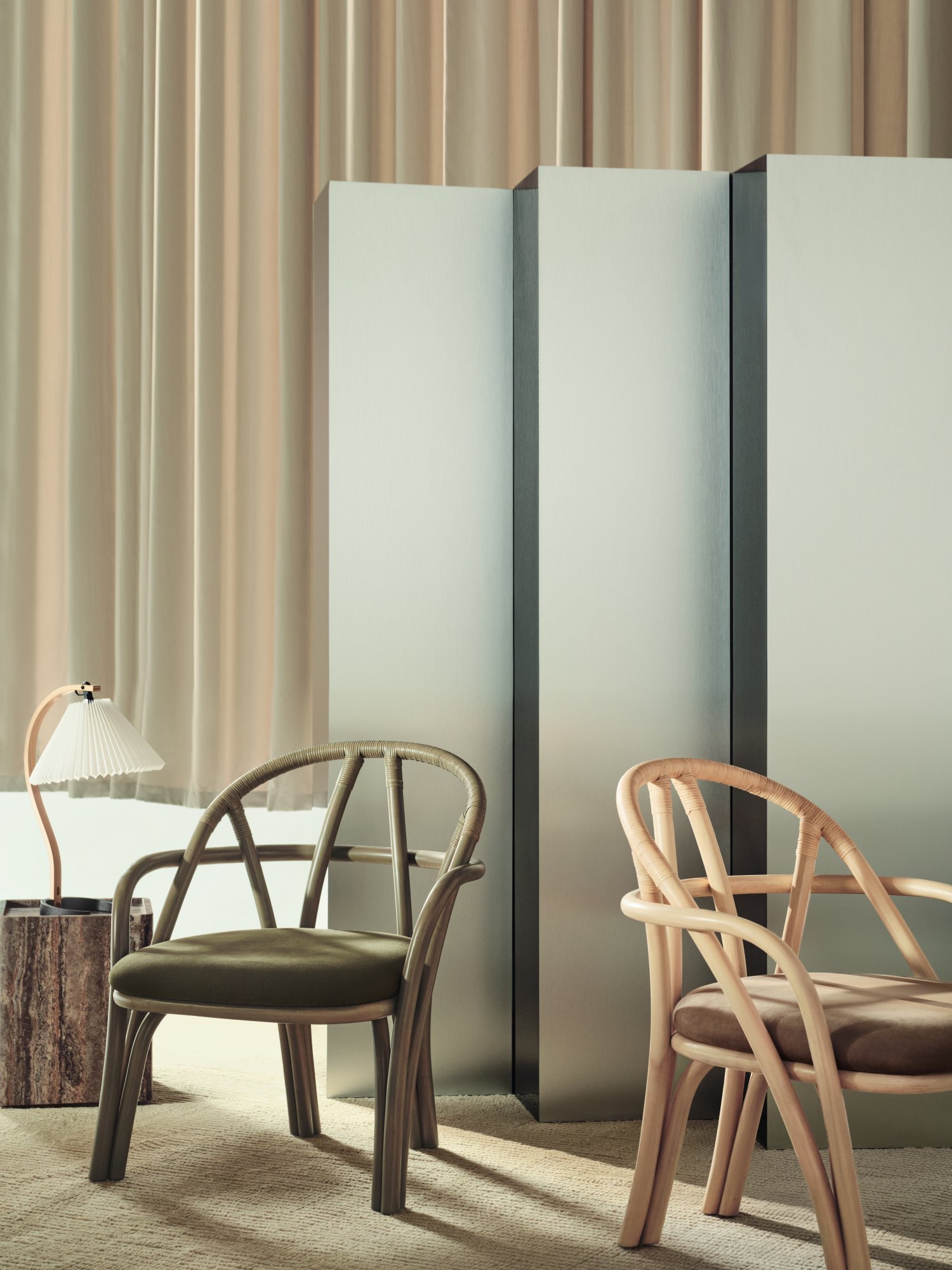 GUBI Bistra lounge chair, natural lacquered rattan - Fustagno 002 ...
