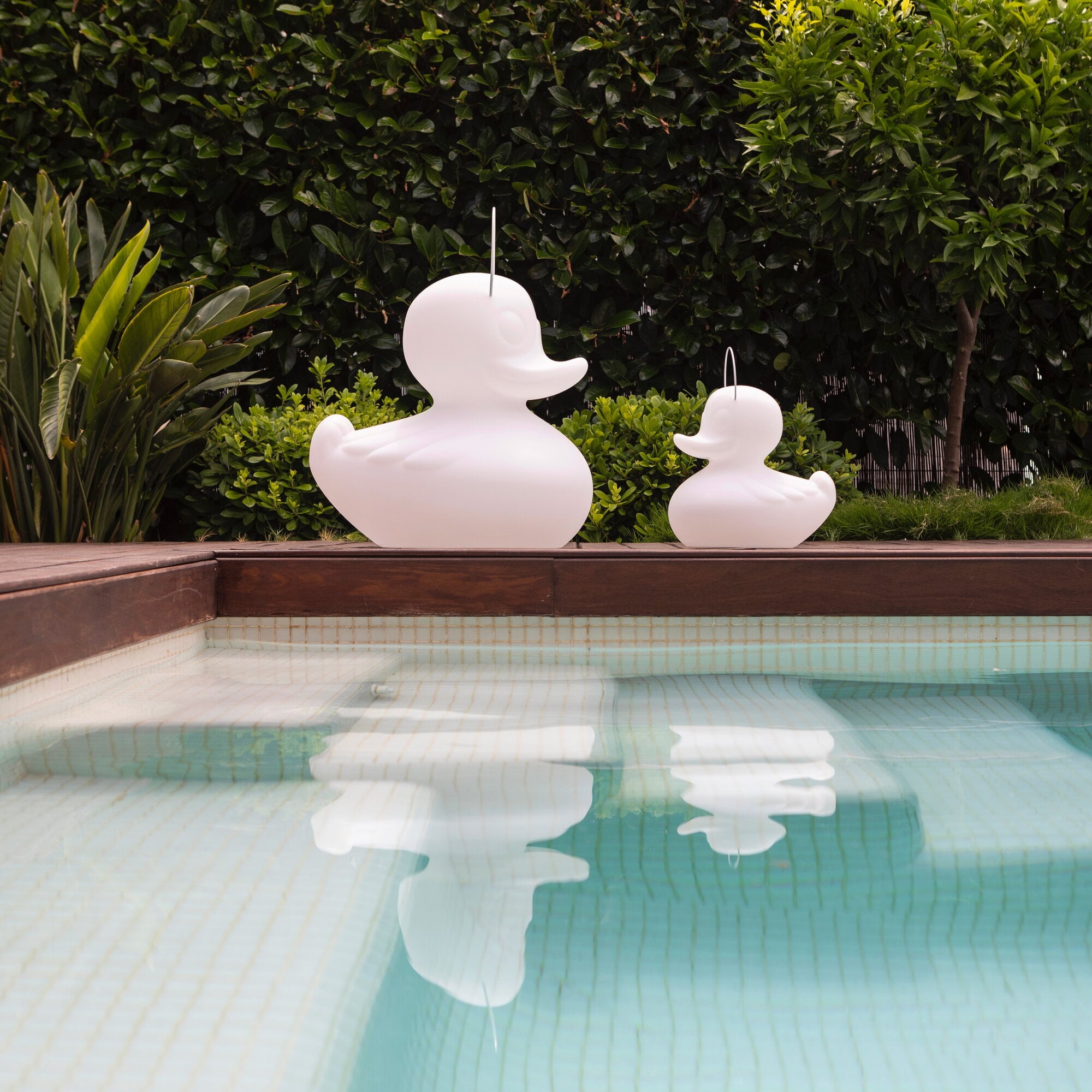 Goodnight Light The Duck Duck lamp, S, white | Finnish Design Shop UK