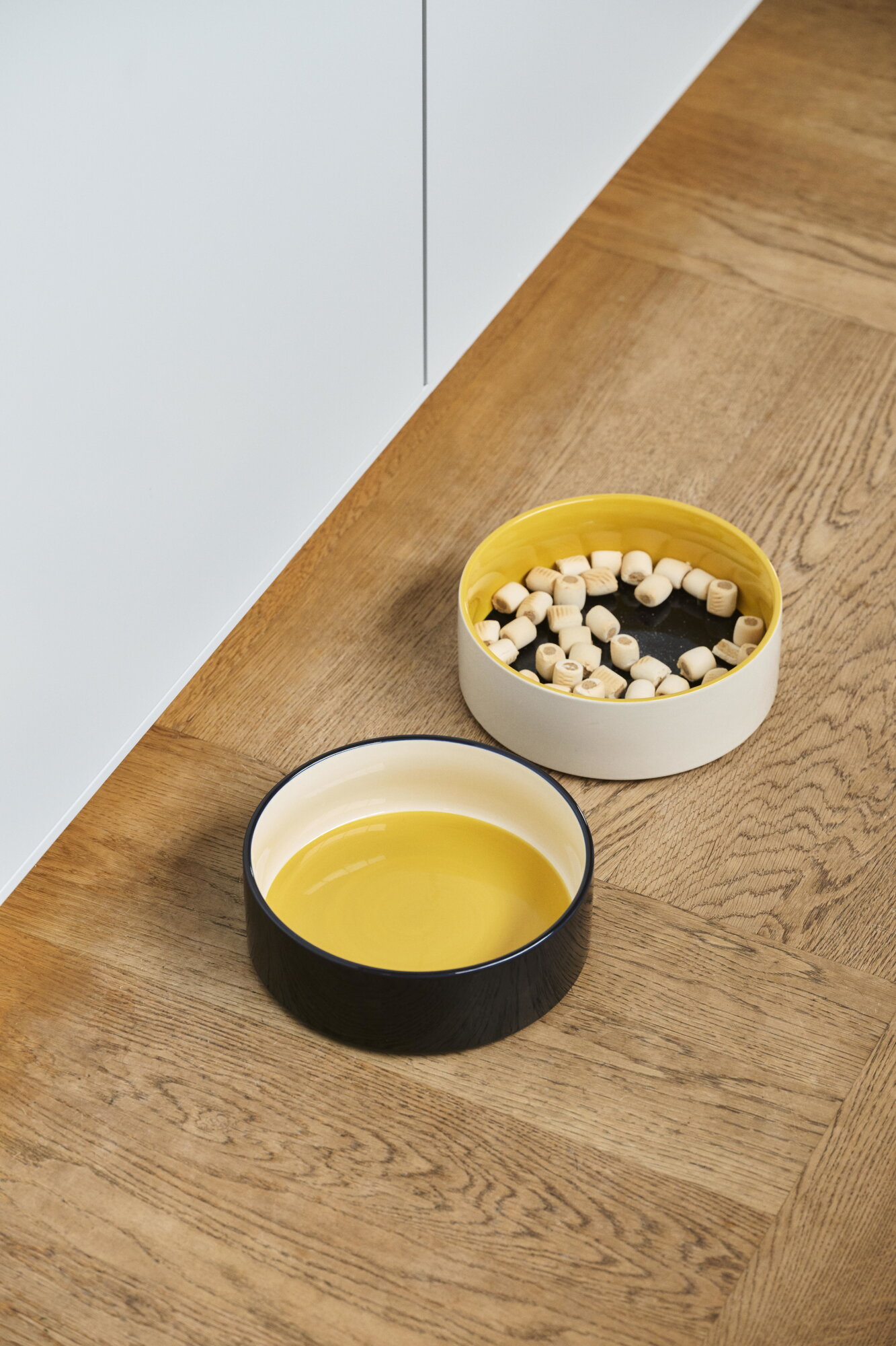 HAY Dogs bowl, L, blue - yellow | Finnish Design Shop
