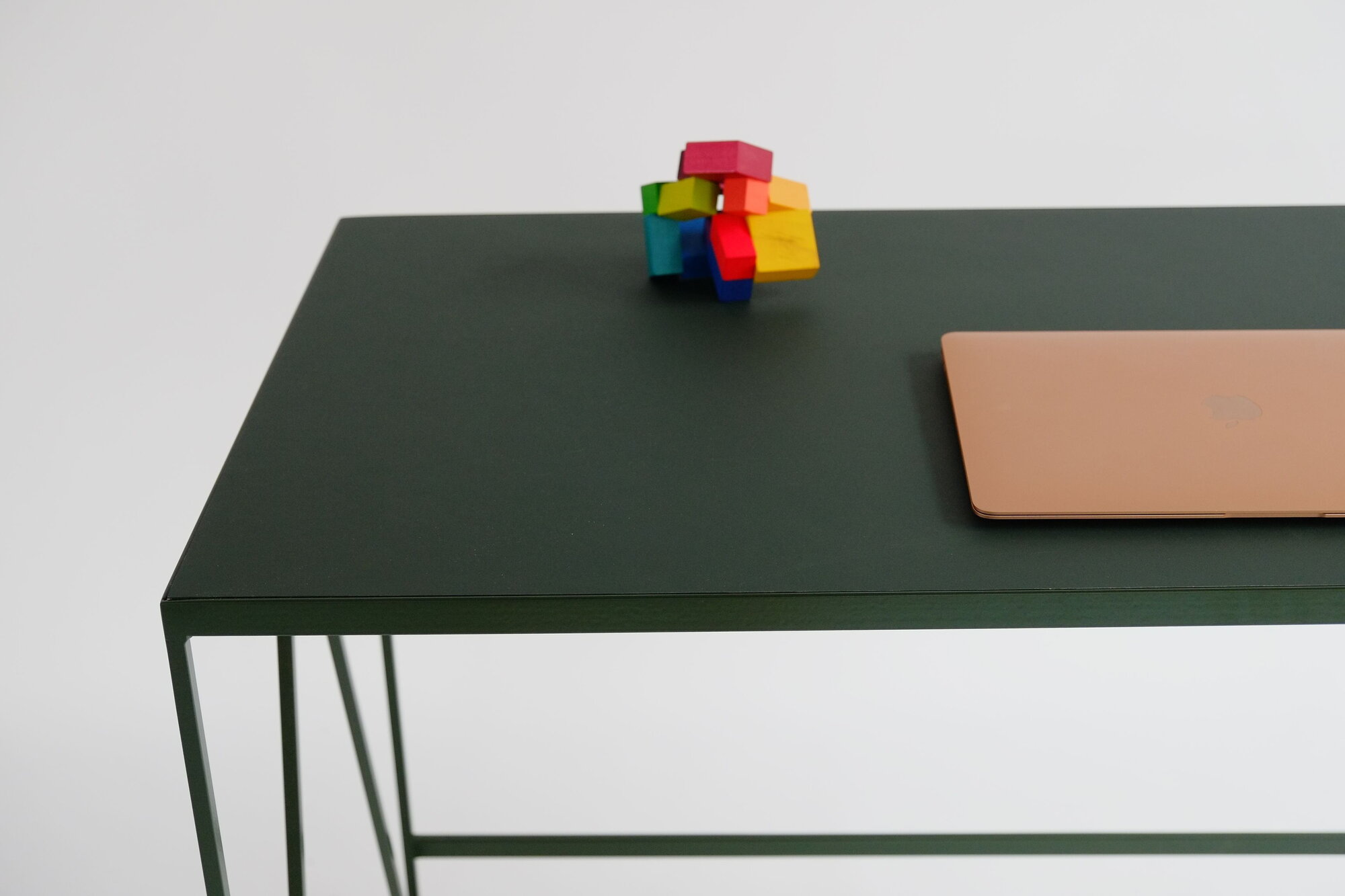 &New Study desk, linoleum, deep green | Finnish Design Shop