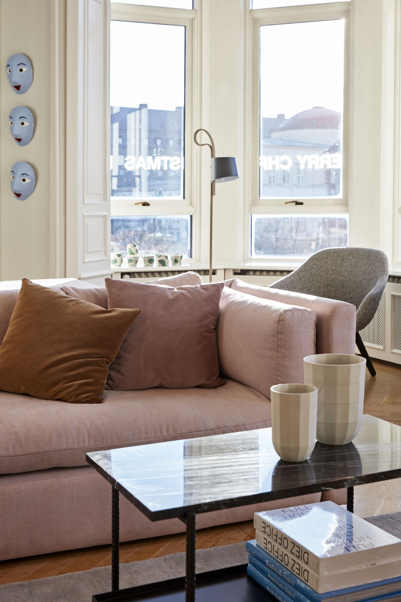 HAY Rebar side table, 75 x 44 cm, black - black marble | Finnish Design ...