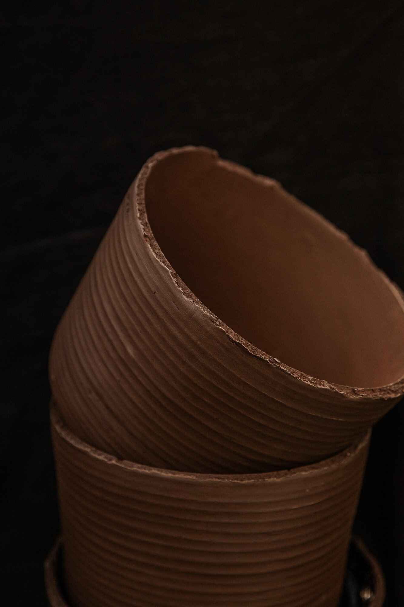 Vaidava Ceramics Soil pot with saucer, M, brown | Finnish Design Shop NL