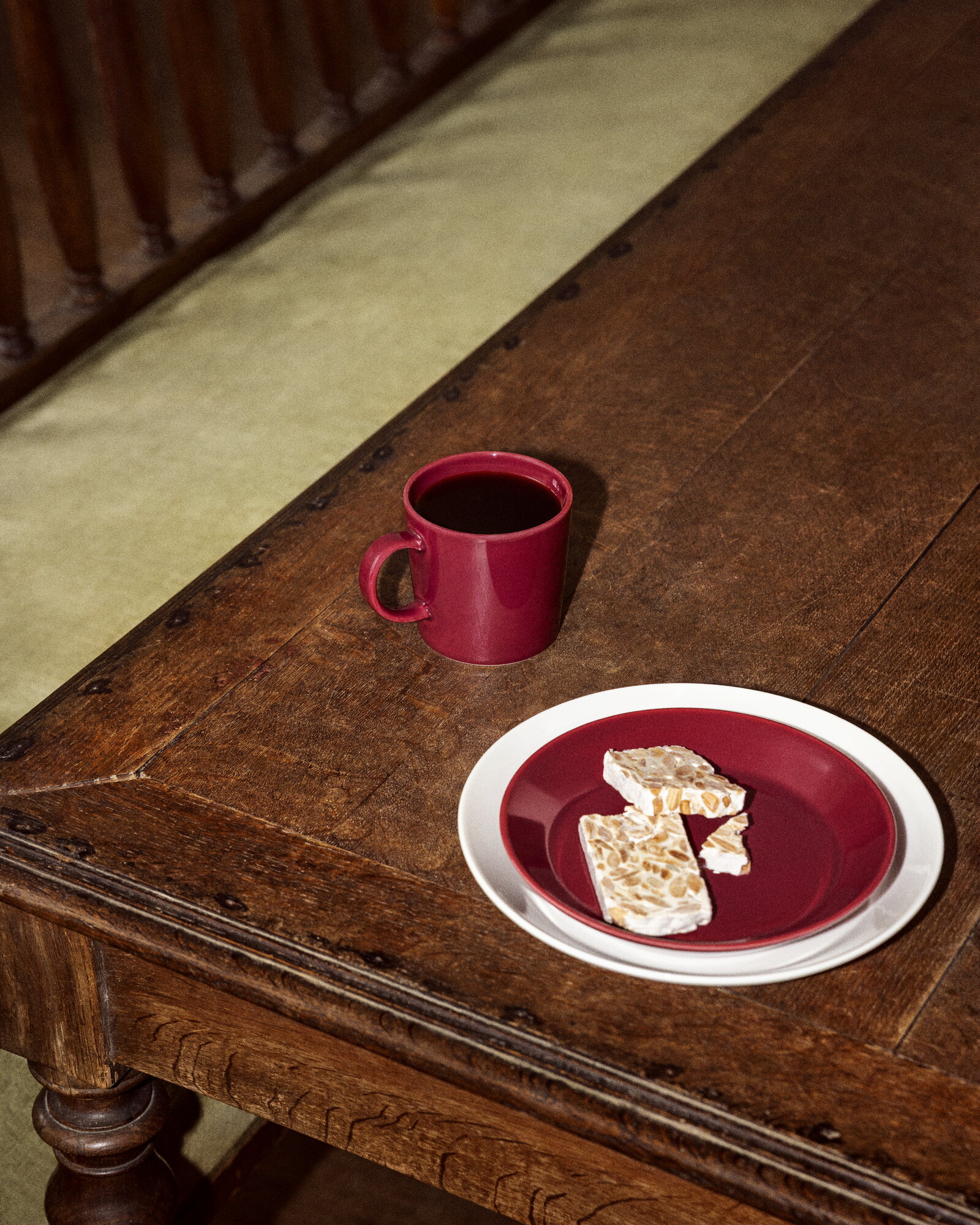 Iittala Teema plate 17cm, cherry | Finnish Design Shop