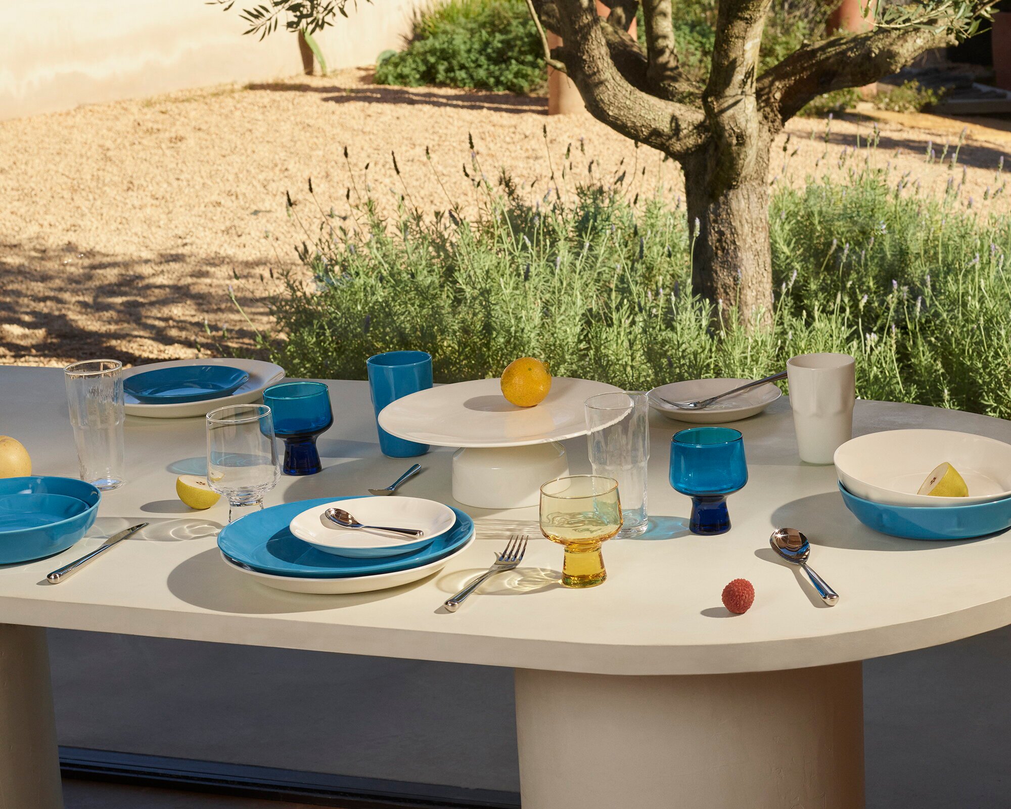 Iittala Solare plate, 18 cm, electric blue | Finnish Design Shop