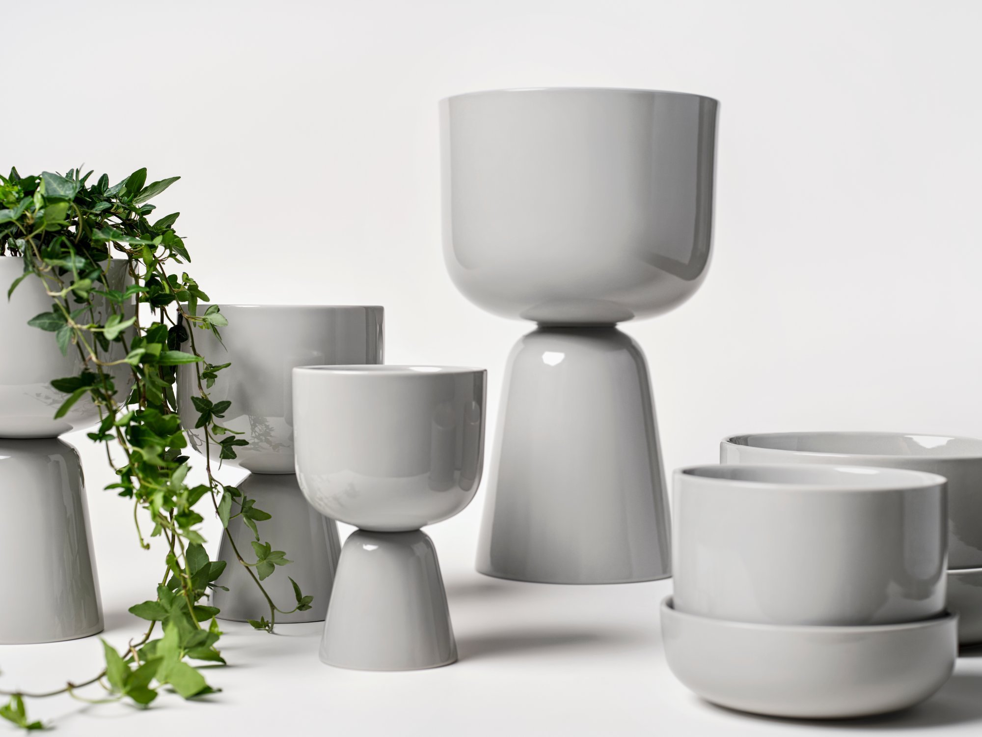 Iittala Nappula plant pot, L, pale grey | Finnish Design Shop