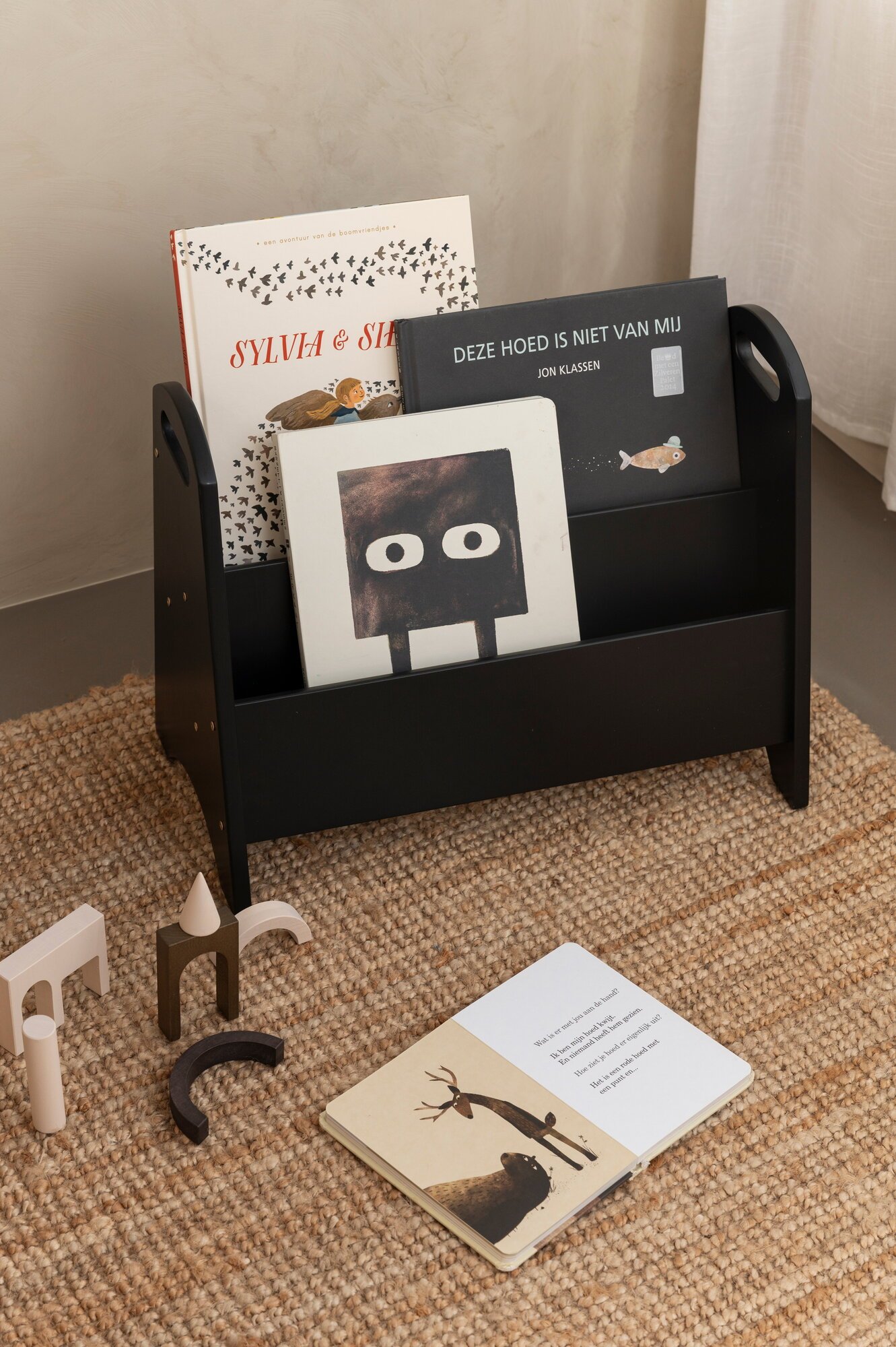 Nofred Book holder, black | Finnish Design Shop