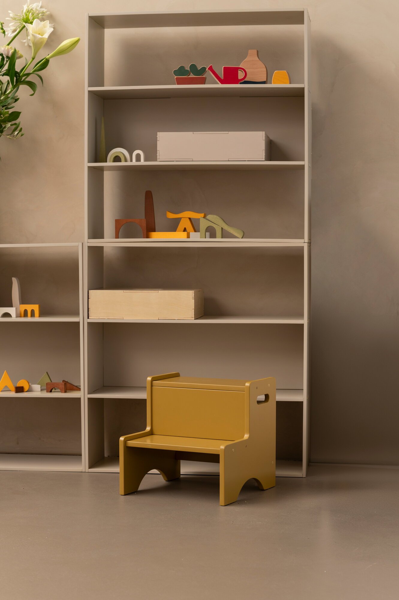 Nofred Step Up step ladder, curry | Finnish Design Shop