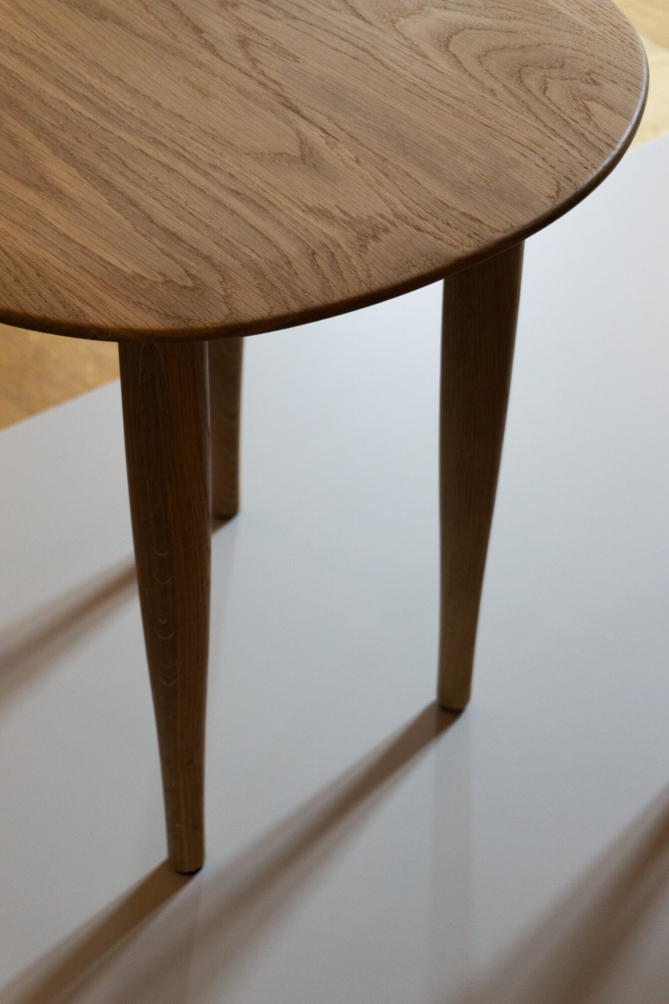 Brdr. Krüger Jari side table, model C45, fumed oak | Finnish Design Shop