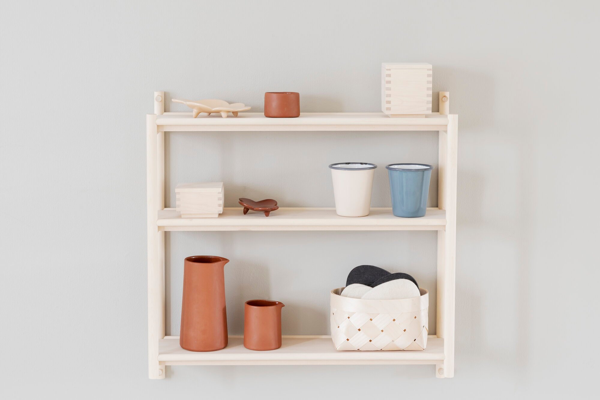Verso Design Kamu wall shelf, high, birch | Finnish Design Shop