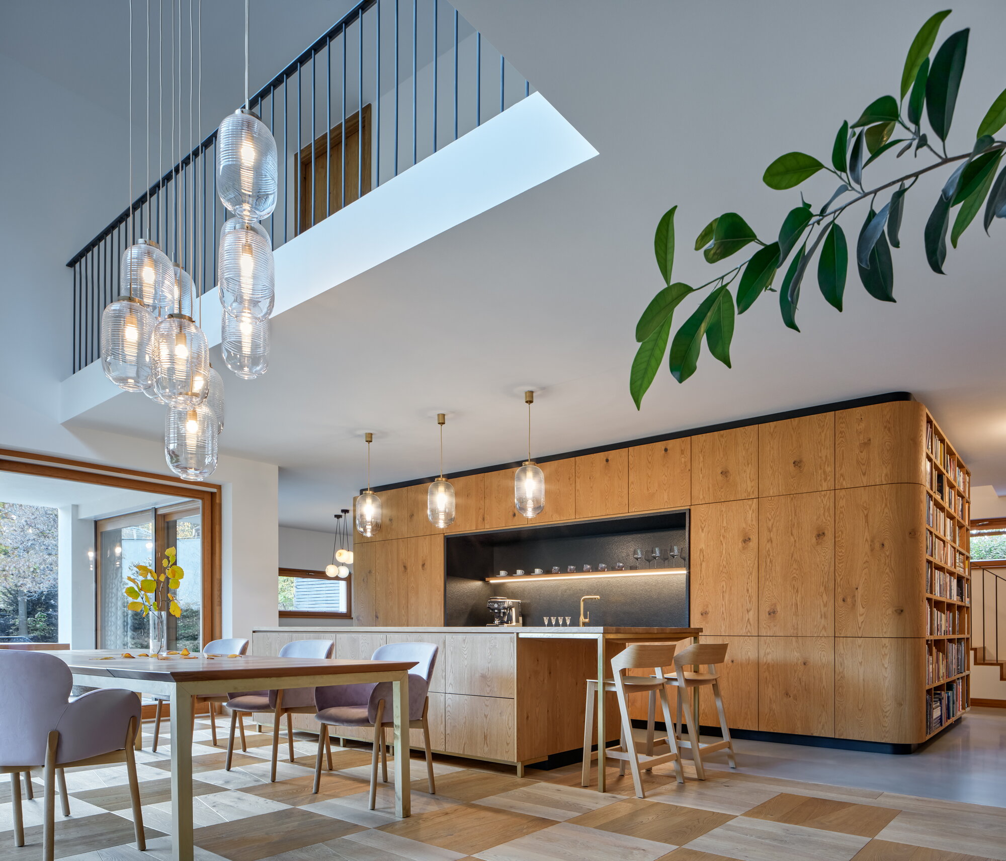 Bomma Lantern pendant, clear - patina gold | Finnish Design Shop