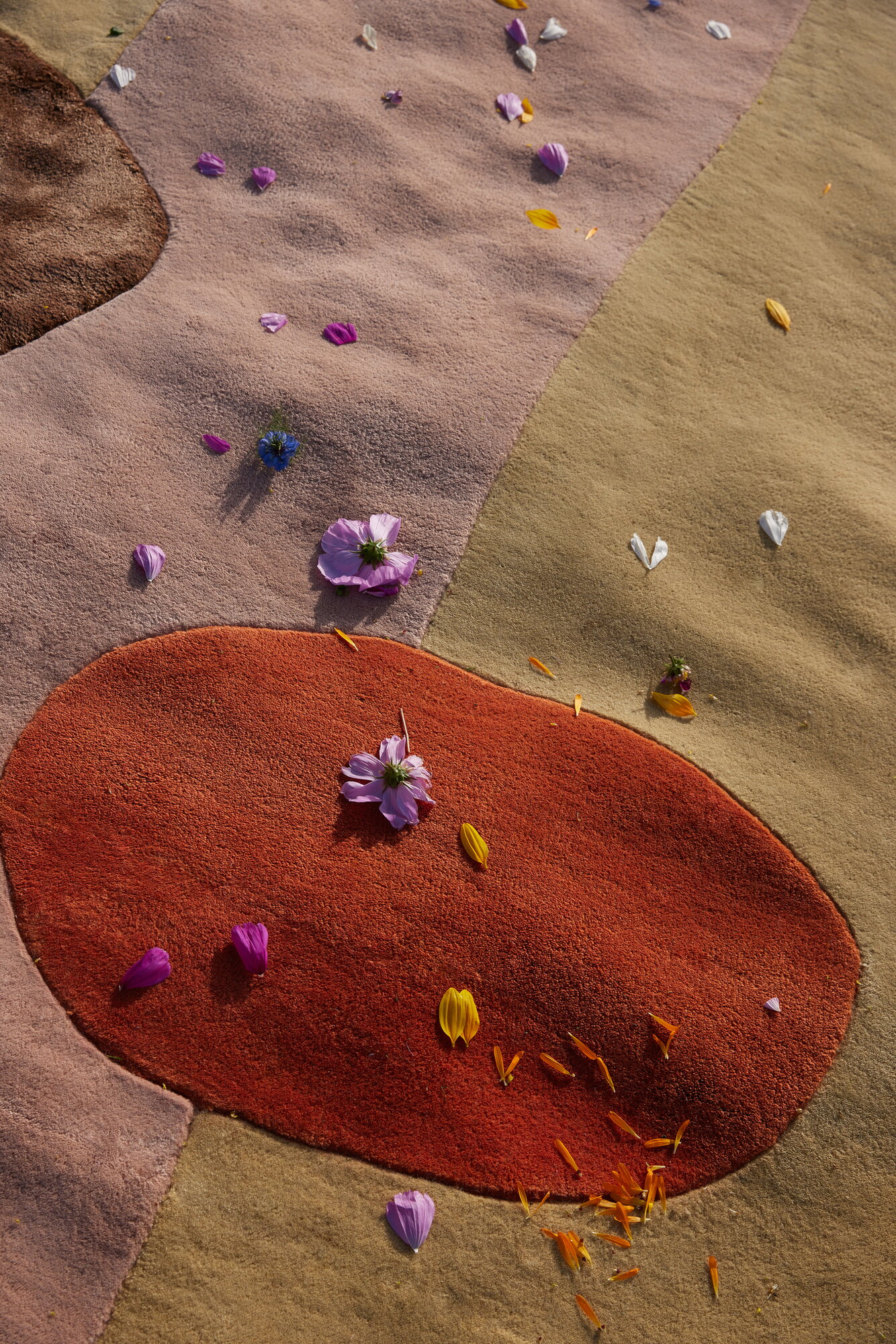 LAYERED Poppykalas Magical Garden rug, beige | Finnish Design Shop