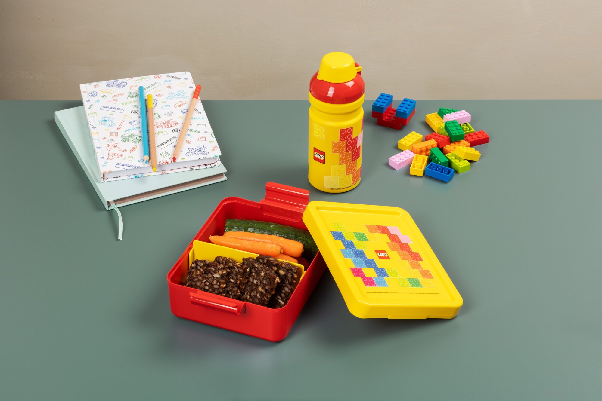 Room Copenhagen Lego lunch box, brick pattern | Finnish Design Shop