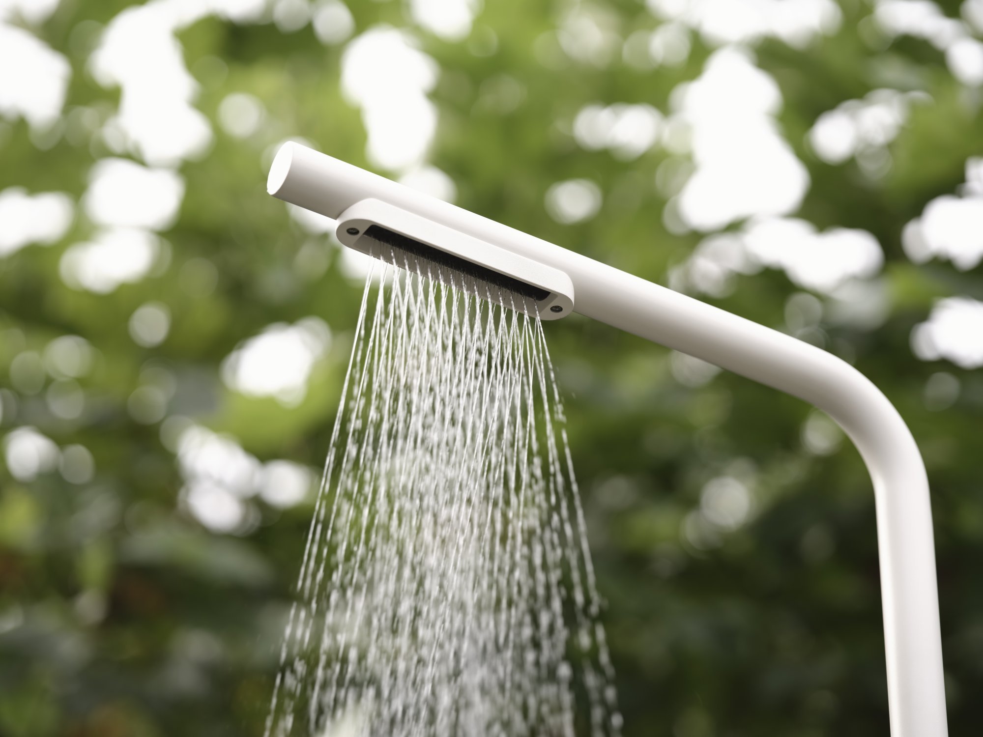 ZEE Levantine outdoor shower, white | Finnish Design Shop