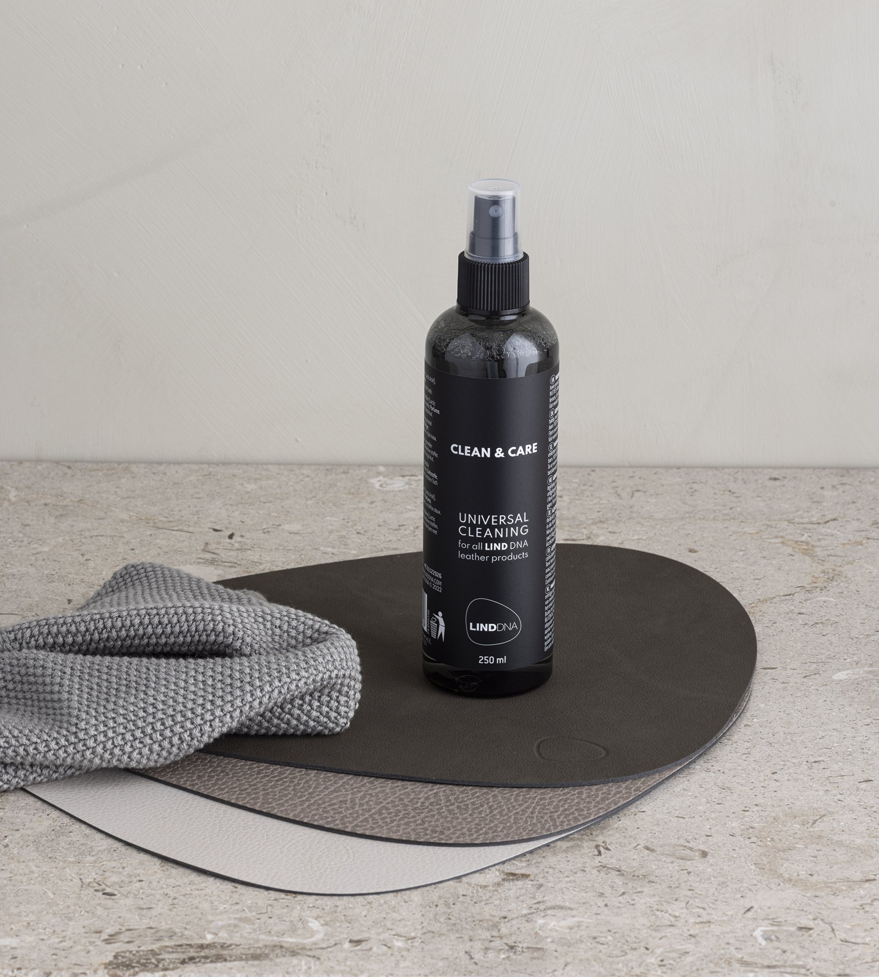 LIND DNA Curve pöytätabletti, 37 x 44 cm, vaalea beige Nupo nahka ...