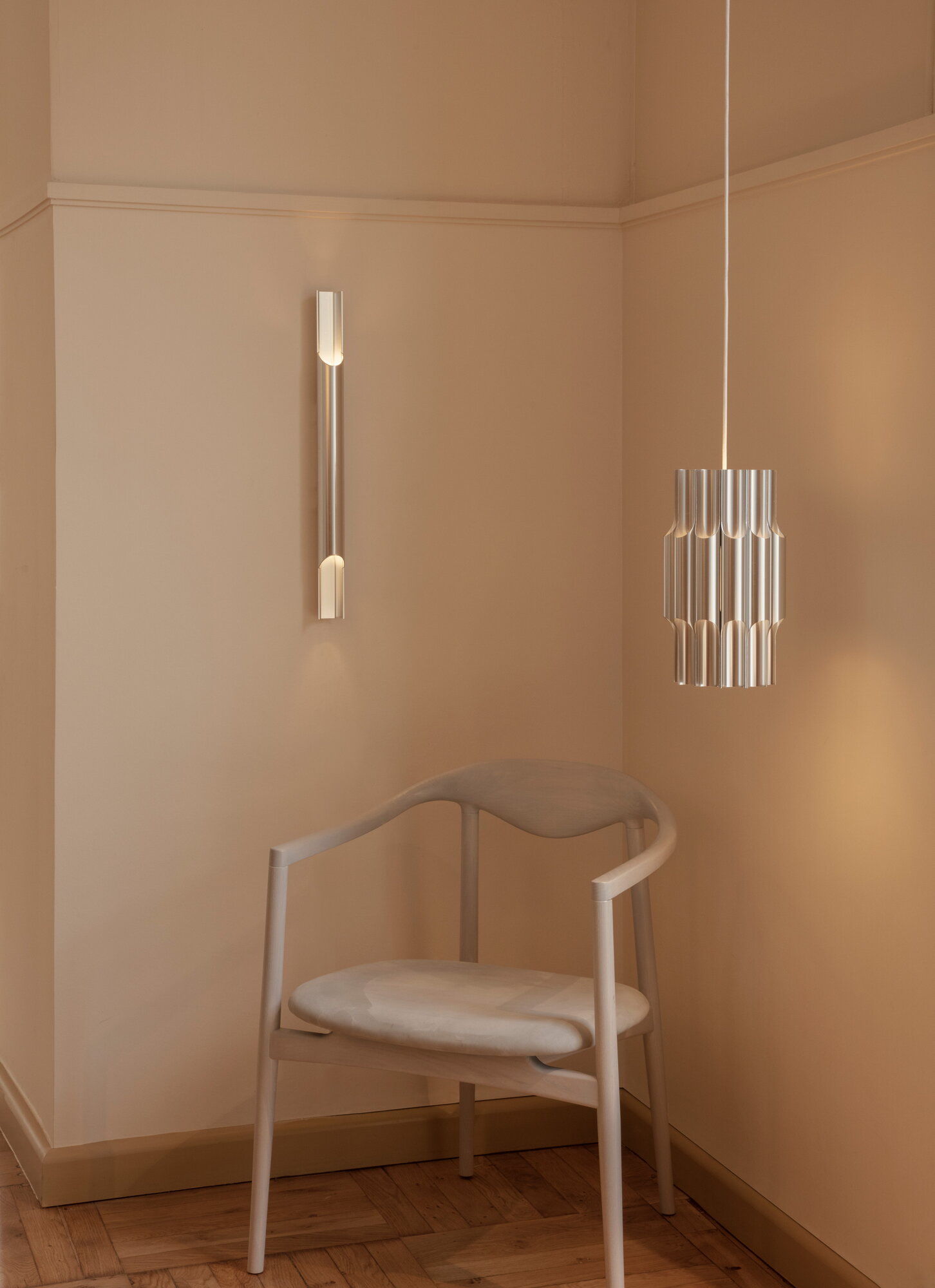 LYFA Pan 50 wall lamp, aluminium | Finnish Design Shop