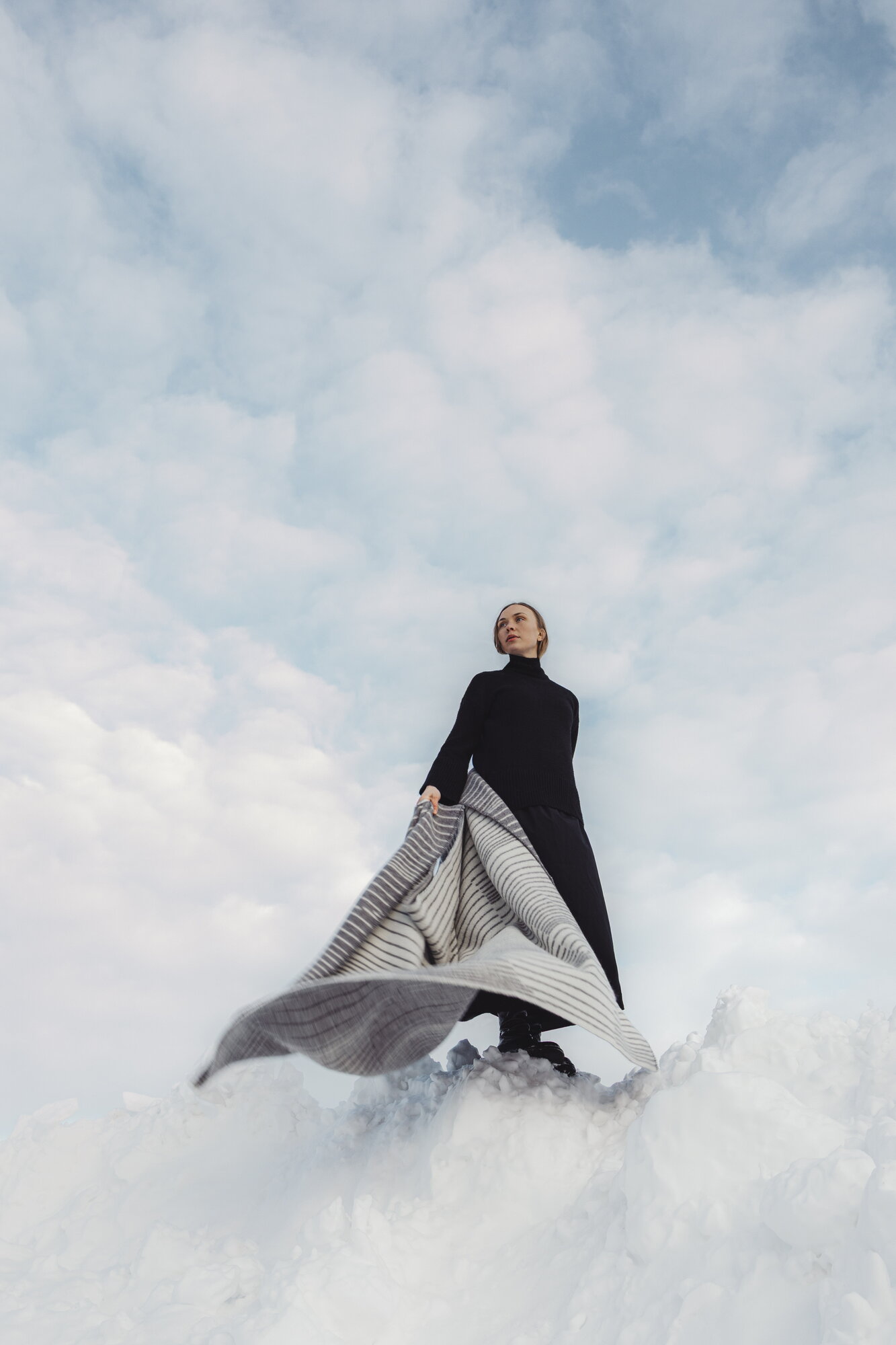 Lapuan Kankurit Aurora filt, 130 x 180 cm, grå - vit | Finnish Design Shop