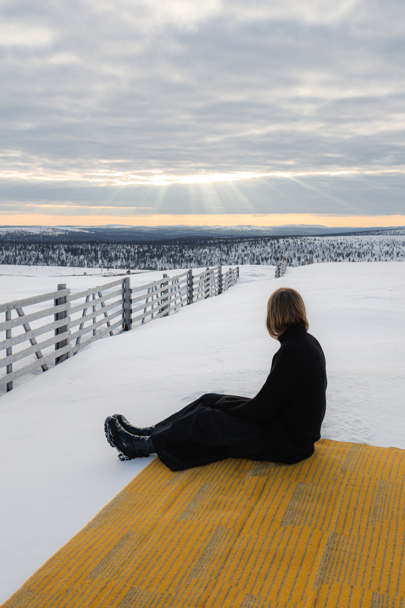Lapuan Kankurit Aurora huopa, 130 x 180 cm, harmaa - kahvilla värjätty oranssi | Finnish Design Shop